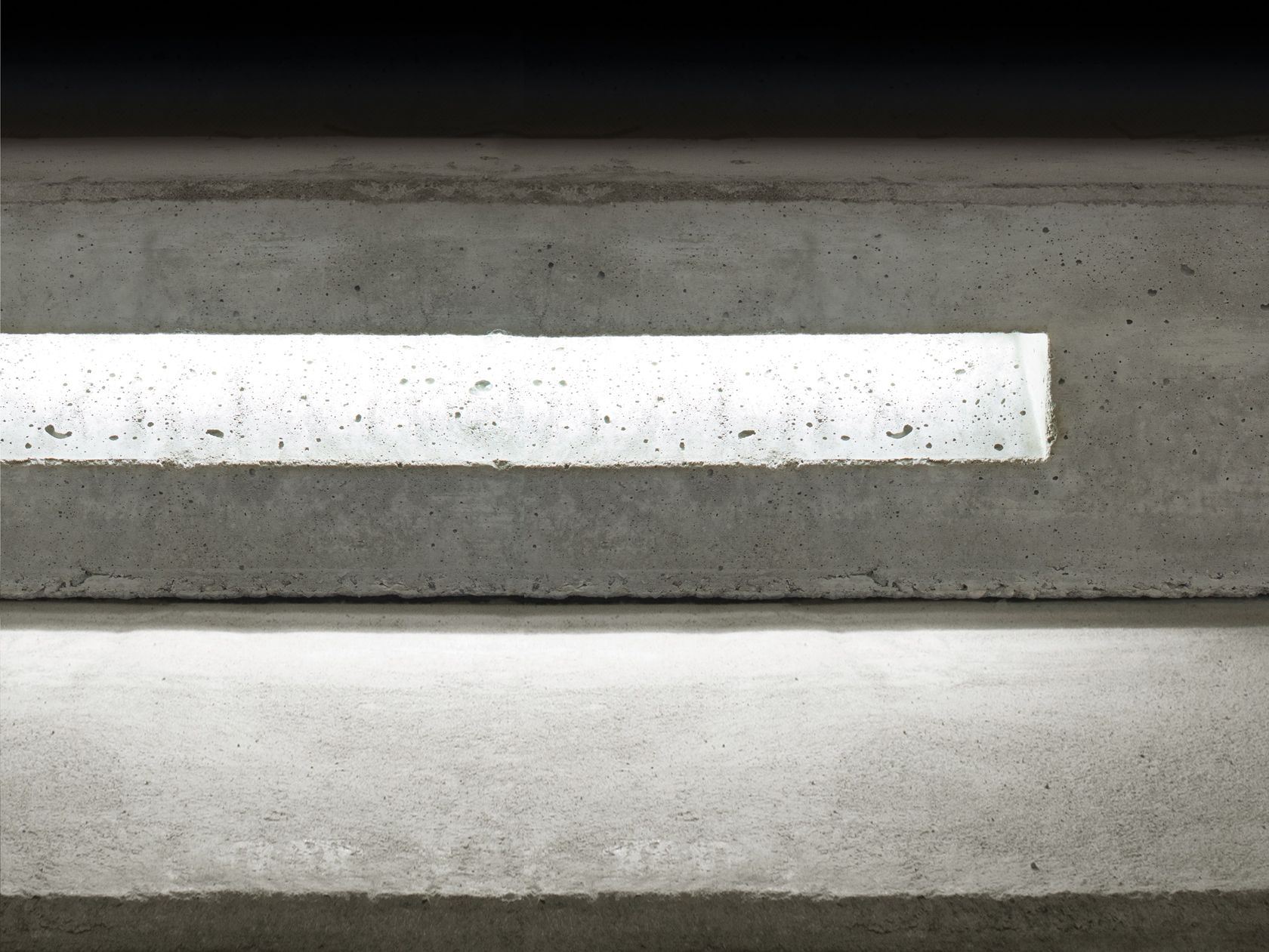 GHOST LED cement steplight By SIMES