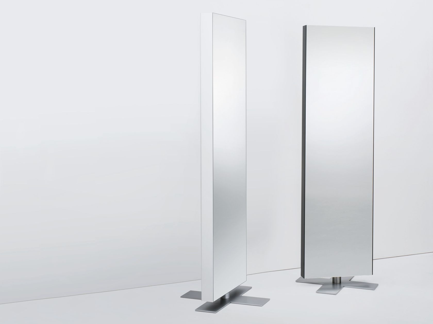GIANO | Specchio da terra By Glas Italia design Studio Opera