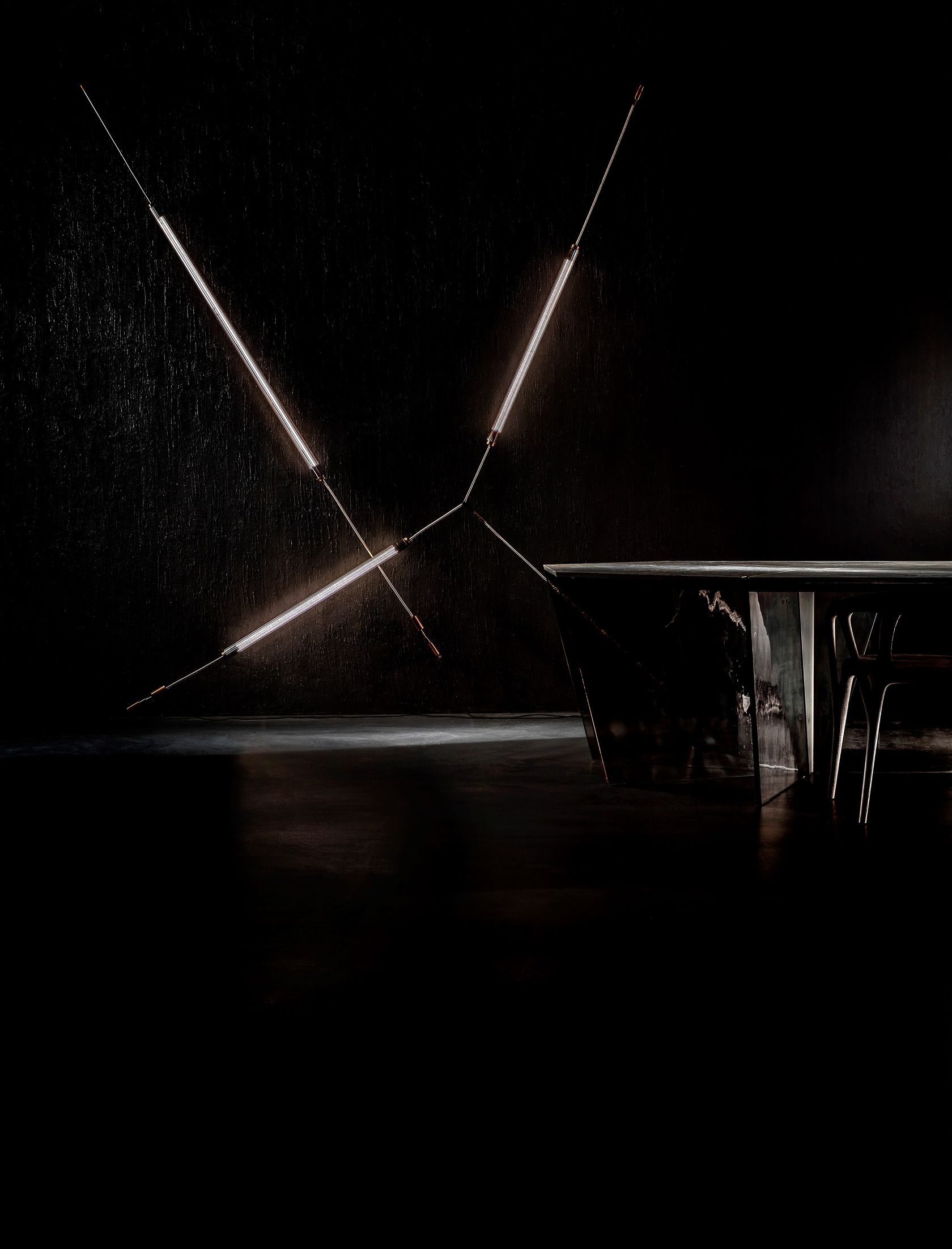 GOTHAM Table By Henge | design Ugo Cacciatori