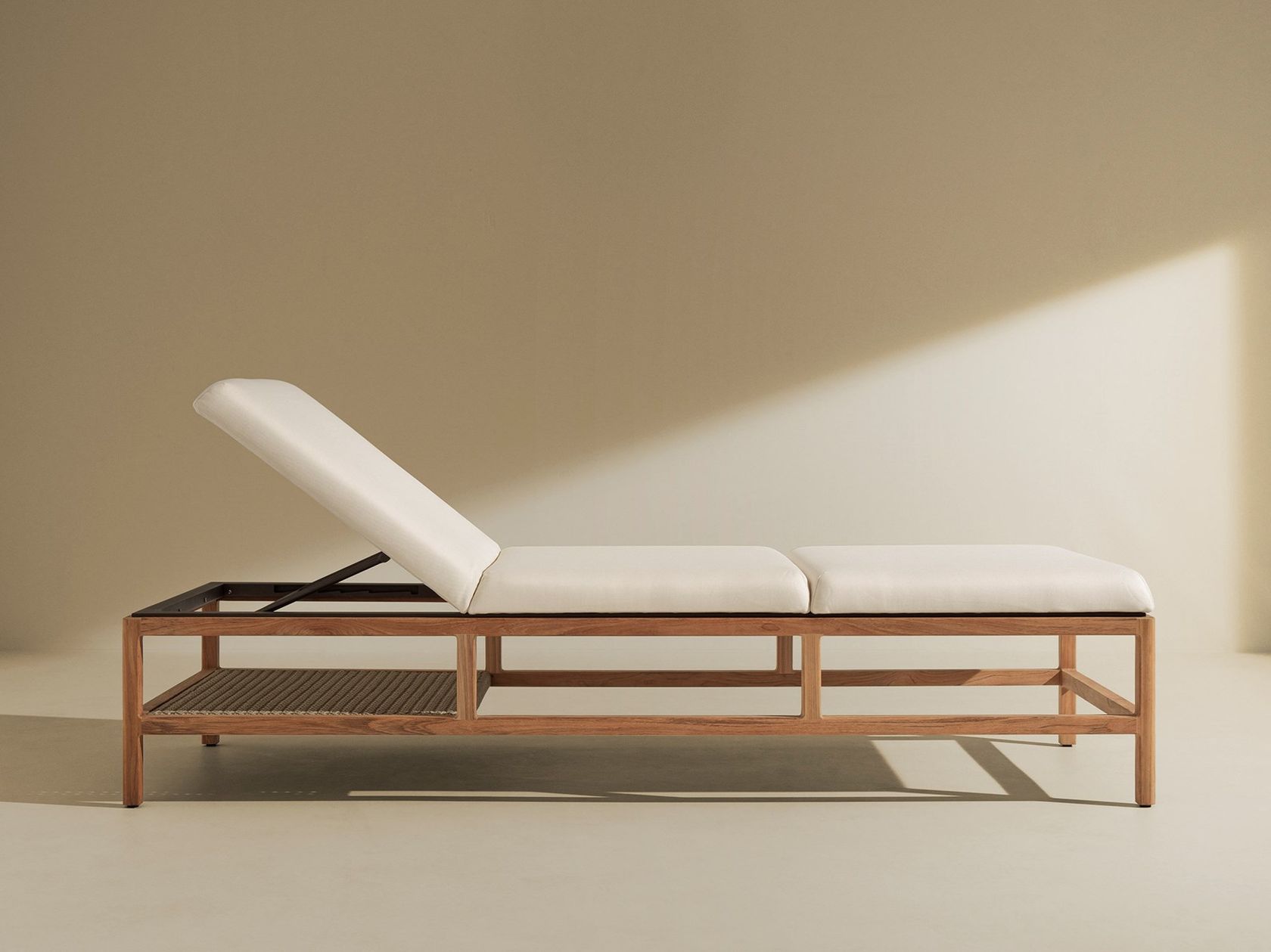 GRAND LIFE | Sun lounger Grand Life Collection By Ethimo design ...