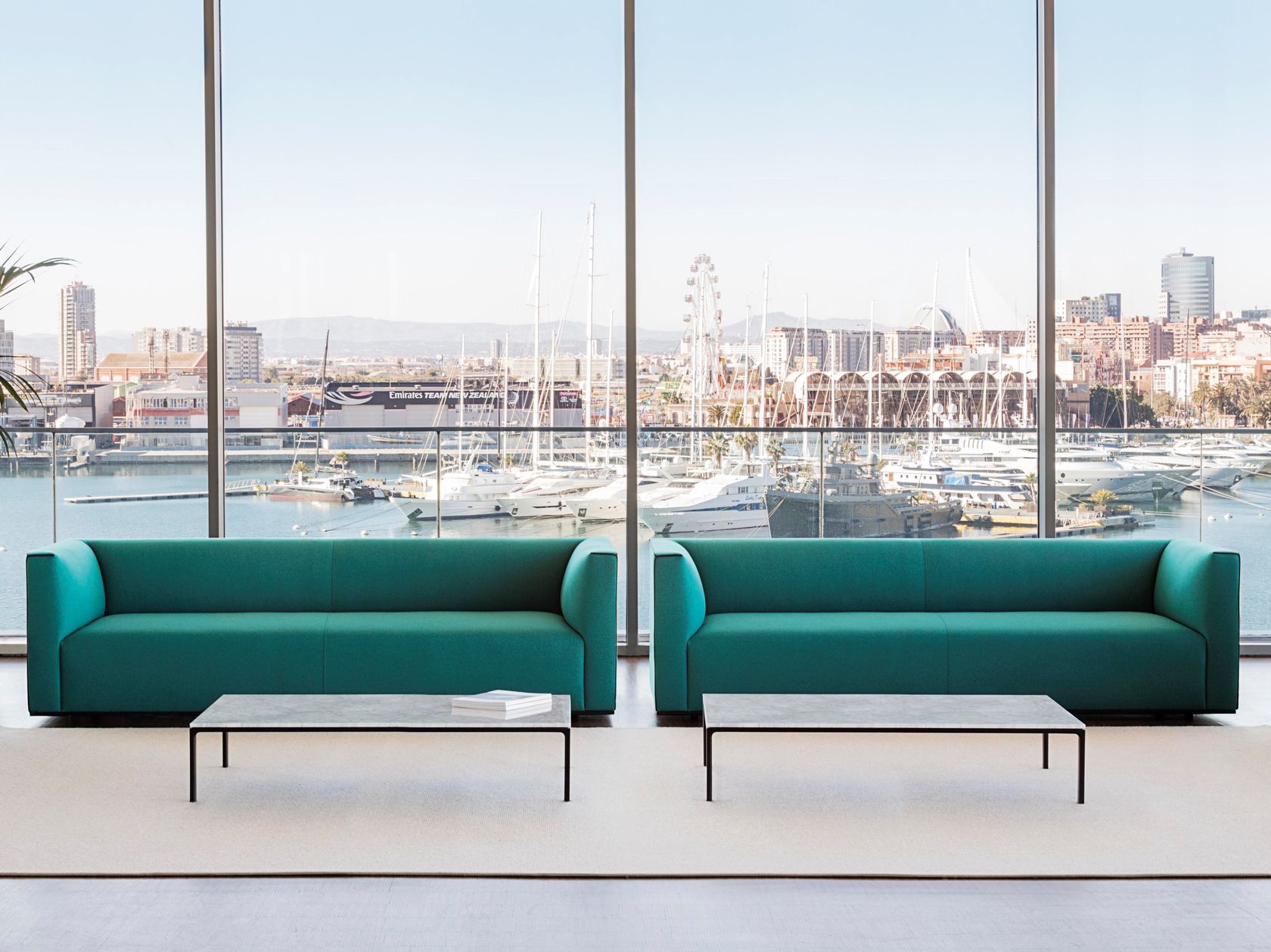 GRAND RAGLAN SF2115 Sofa By Andreu World | design Piergiorgio Cazzaniga