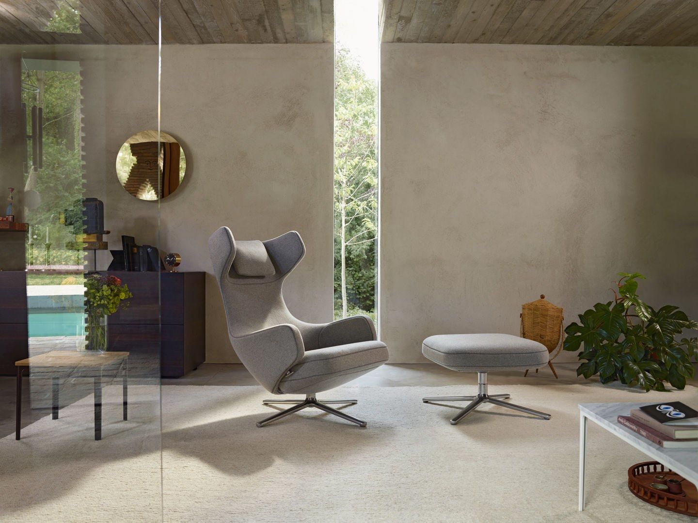 REPOS & GRAND REPOS Swivel recliner armchair with footstool By Vitra ...