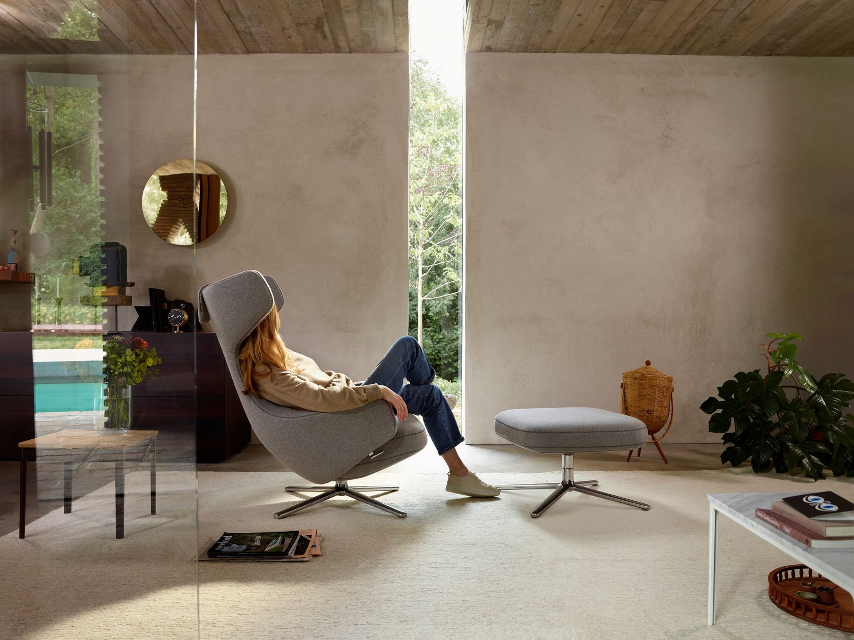 REPOS & GRAND REPOS Swivel recliner armchair with footstool By Vitra ...