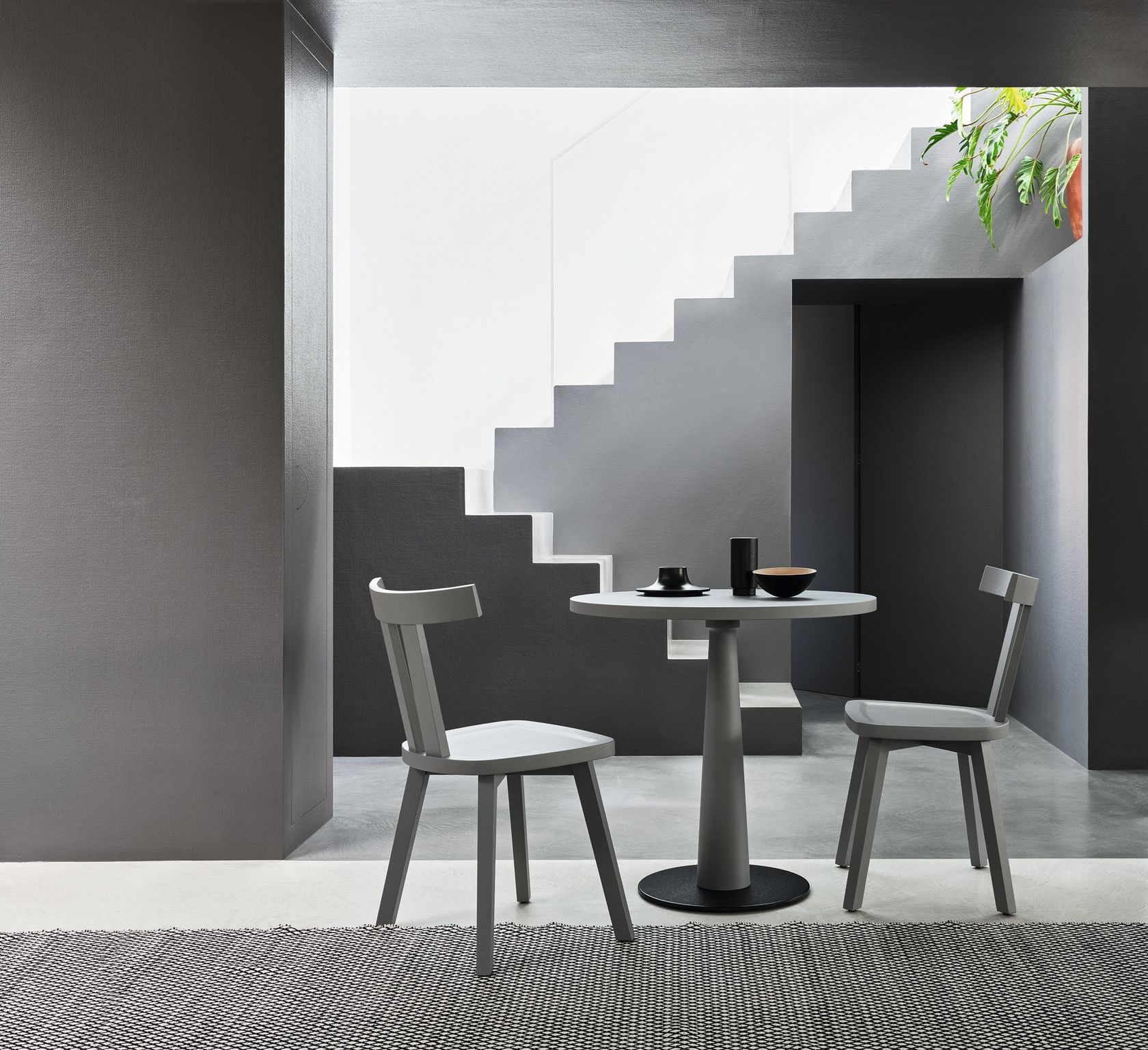 GRAY 39 Table By Gervasoni | design Paola Navone