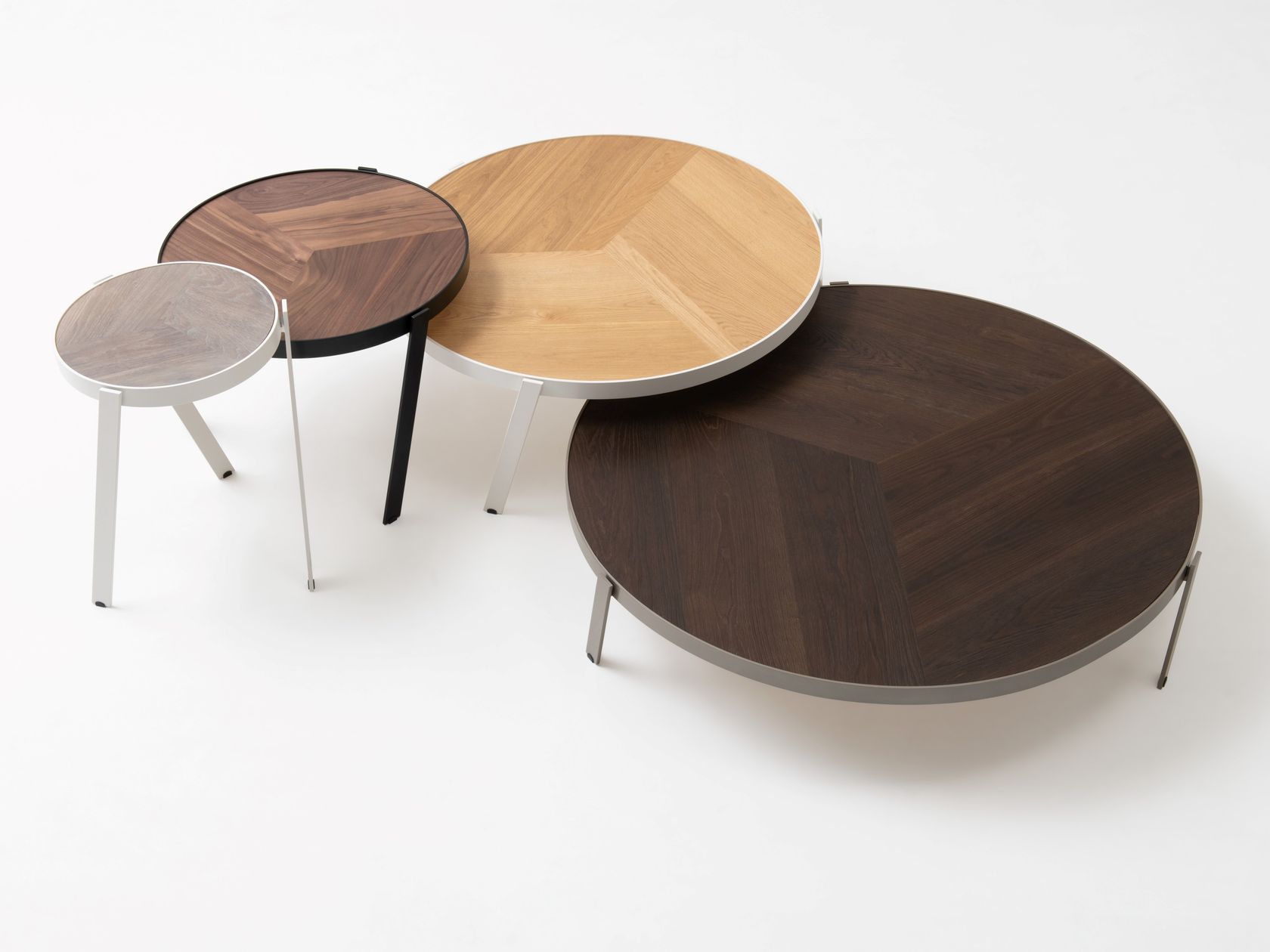 GYROS | Table basse ronde By SKEMA design Franco Driusso