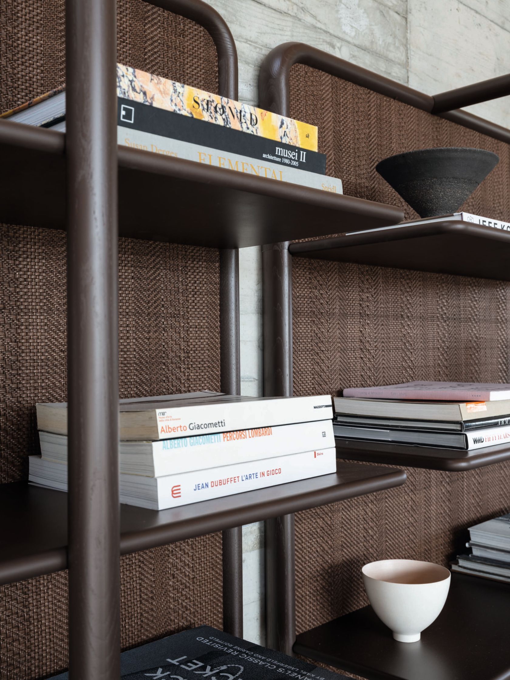 DAEN 72 Bookcase By Gervasoni | design Federico Peri