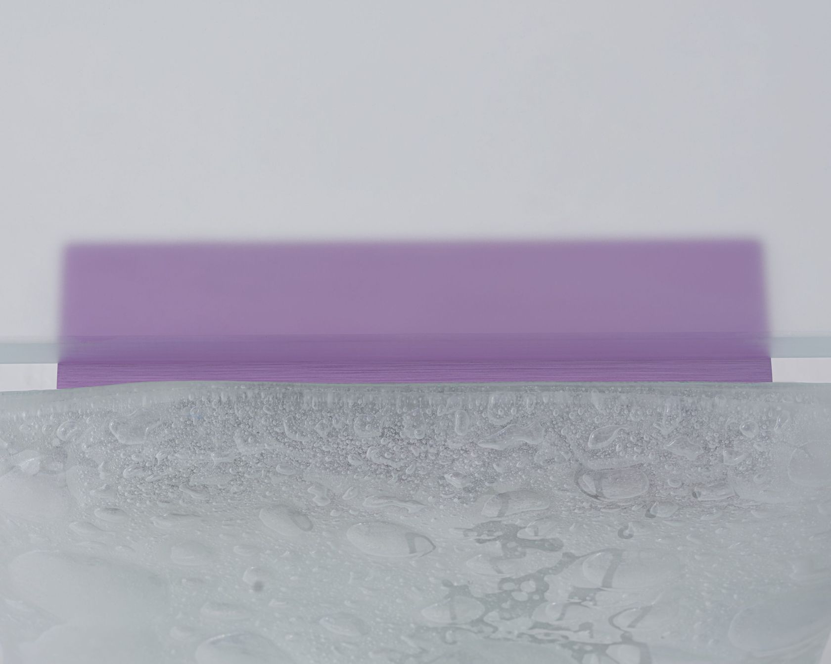 OPALIA 桌子 By Glas Italia