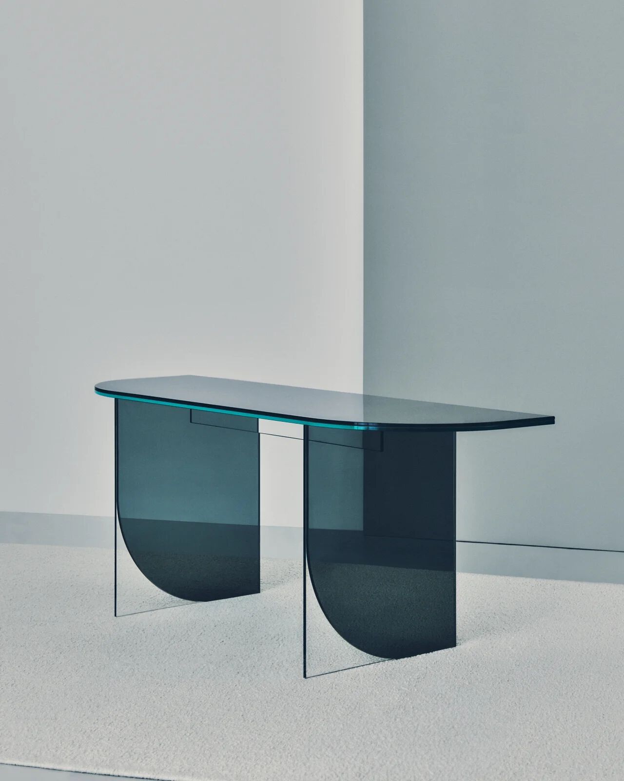 ILLUSION Writing desk By Glass Variations