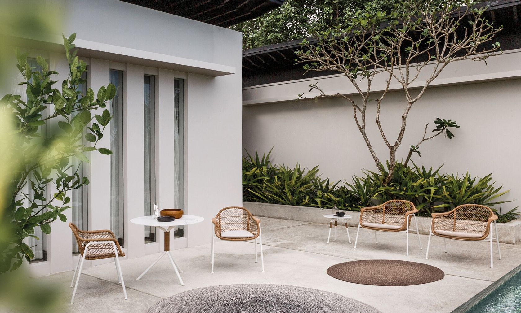 FRESCO Table By Gloster