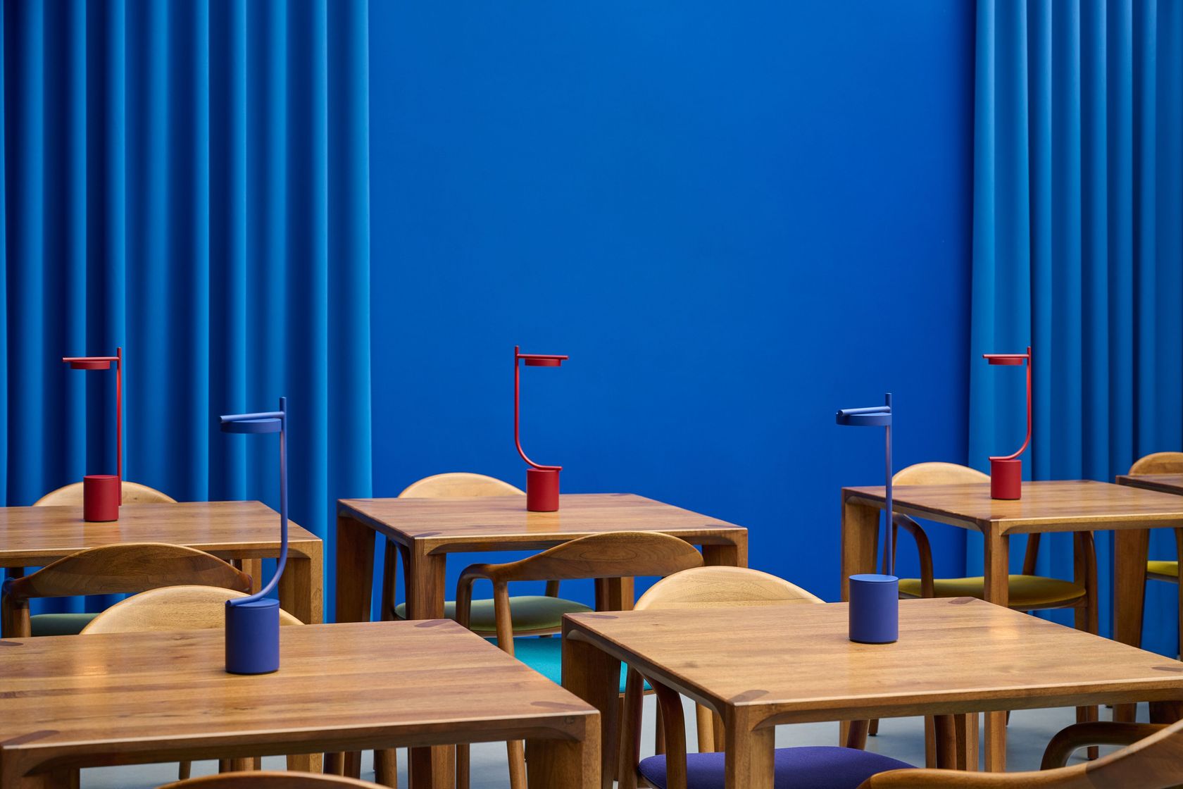 IGRAM IG-PT Table lamp By Grupa