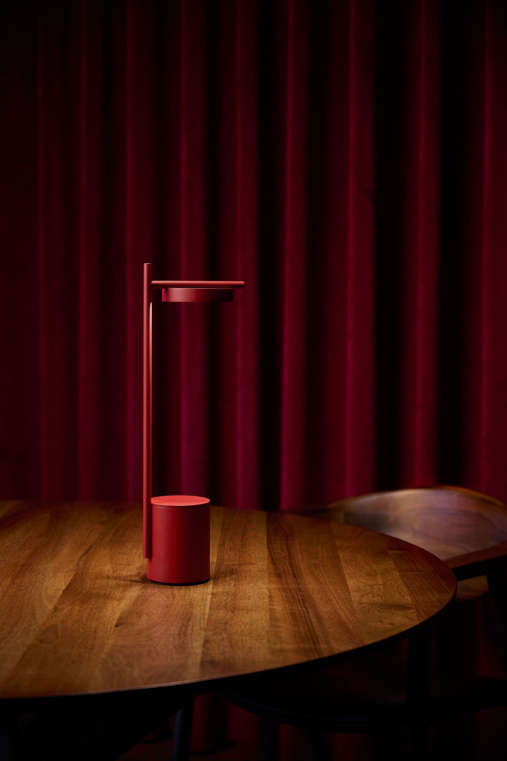 IGRAM IG-PT Table lamp By Grupa