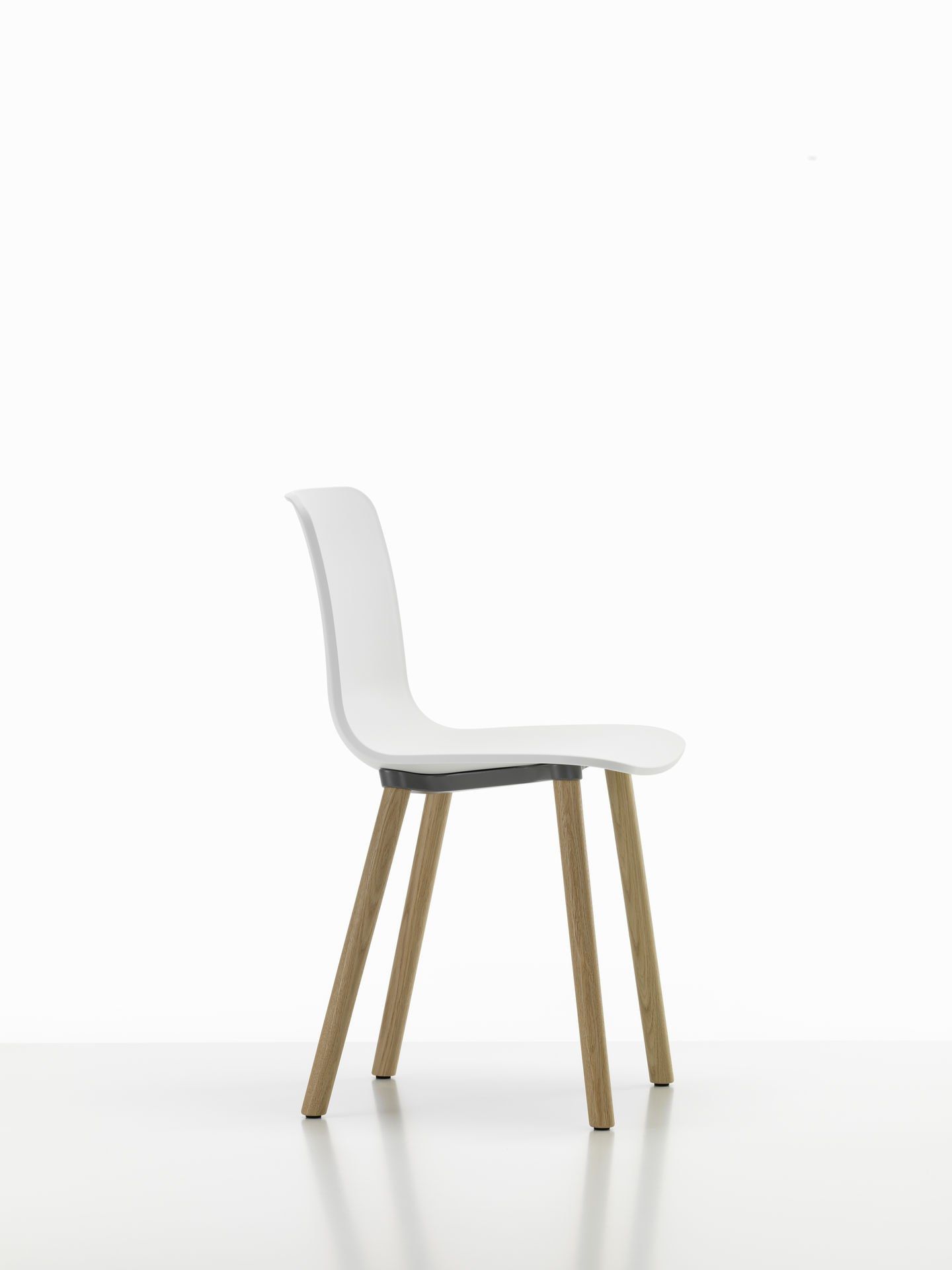 HAL RE WOOD Chair By Vitra | design Jasper Morrison