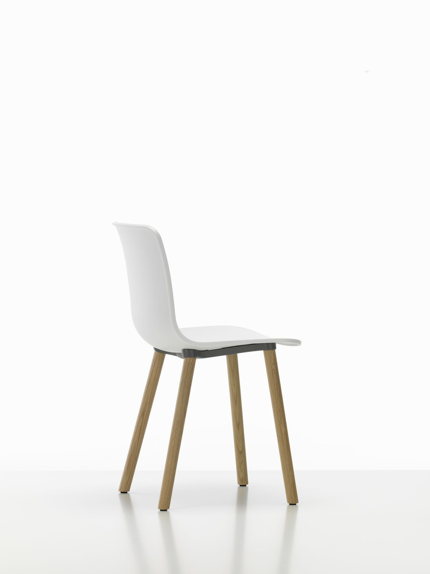 HAL RE WOOD Chair By Vitra | design Jasper Morrison