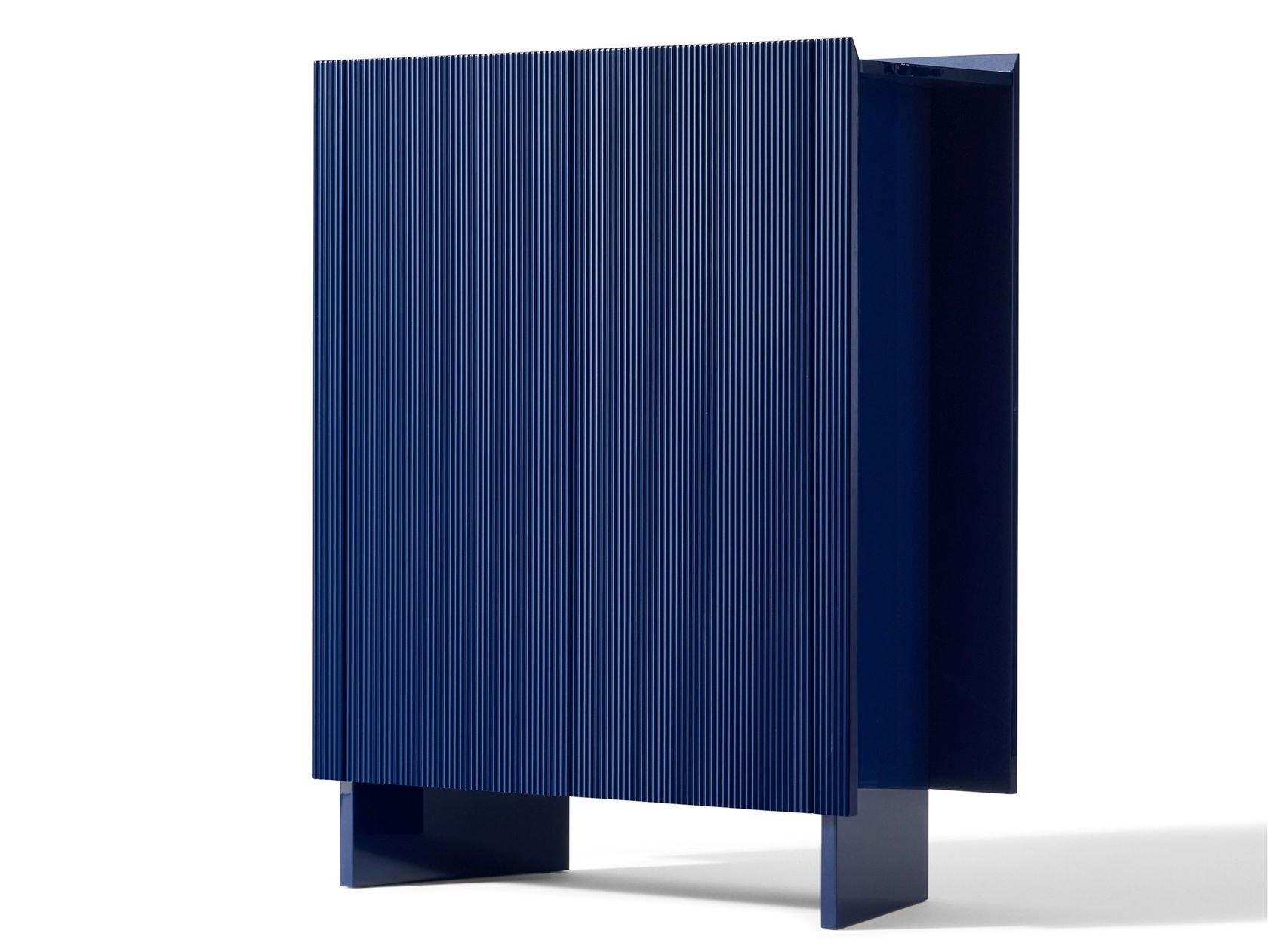 HAYAMA Highboard / bar cabinet By Cassina | design Patricia Urquiola