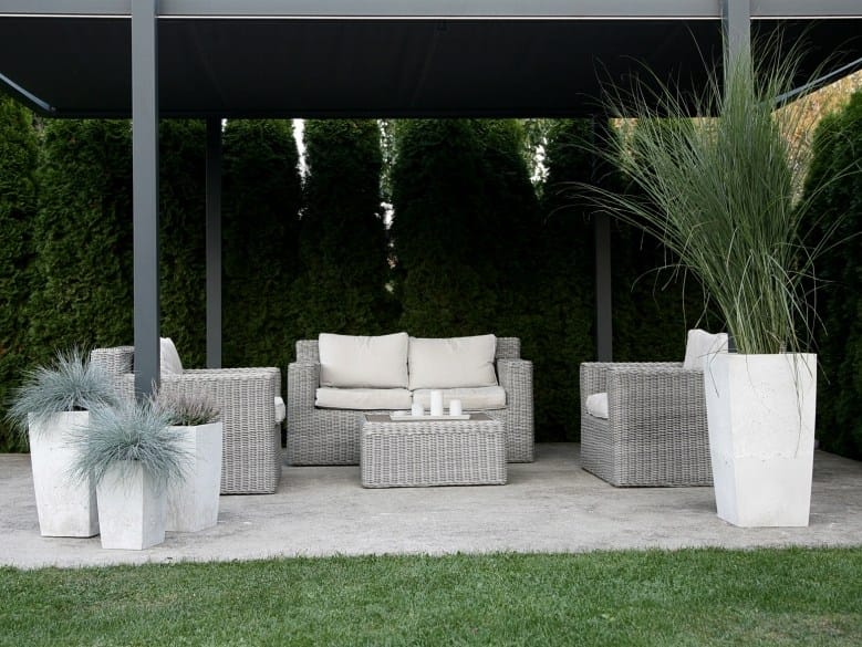 Concrete garden vase / vase HK By betton design Bronislav Javora