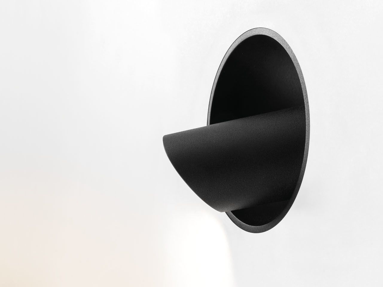 HOLLOW Recessed LED powder coated aluminium spotlight By Modular ...