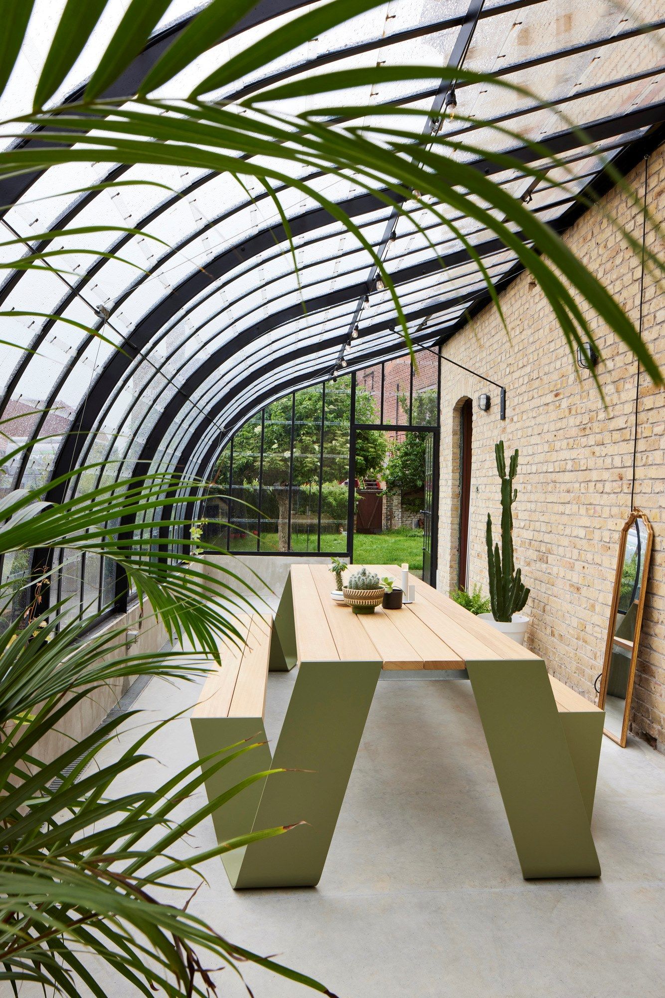 HOPPER PICNIC By Extremis design Dirk Wynants