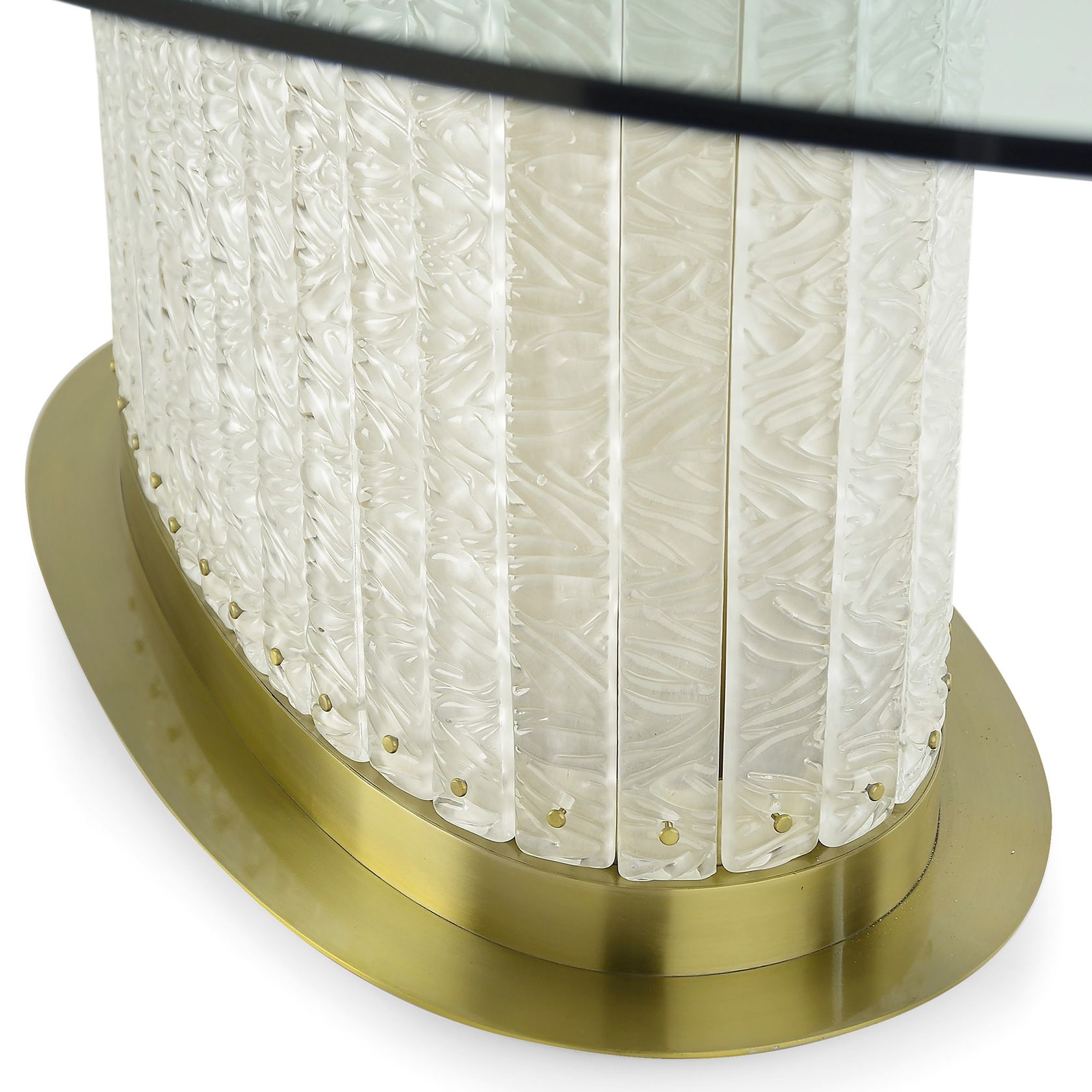 HOWARD | Oval table Oval crystal table By MARIONI | design Studio 63