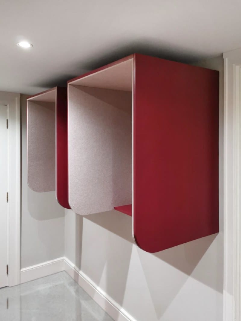 Acoustic wall-mounted phone booth HOXTON By Meavo