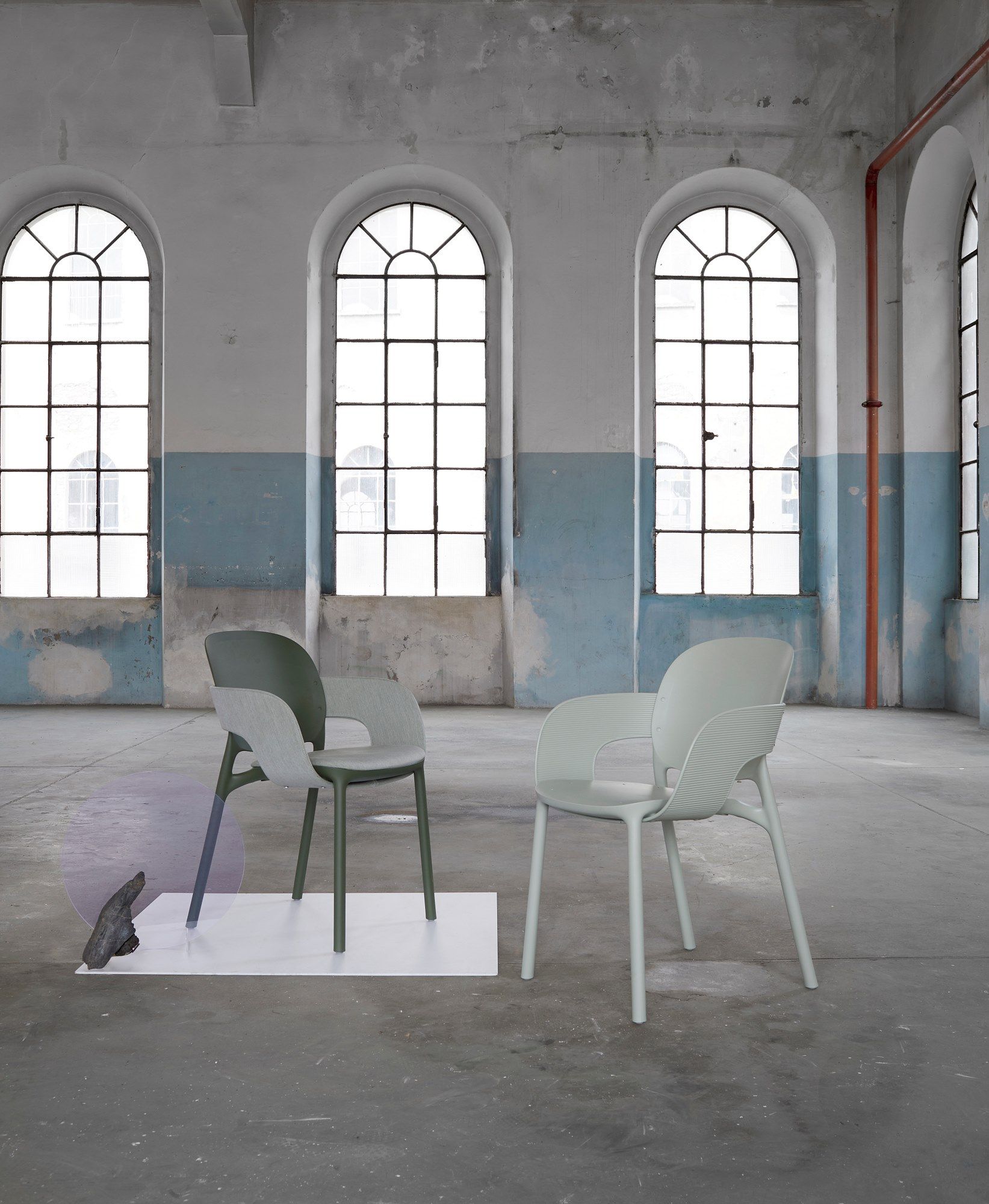 HUG Stackable polypropylene chair with armrests By SCAB DESIGN | design ...