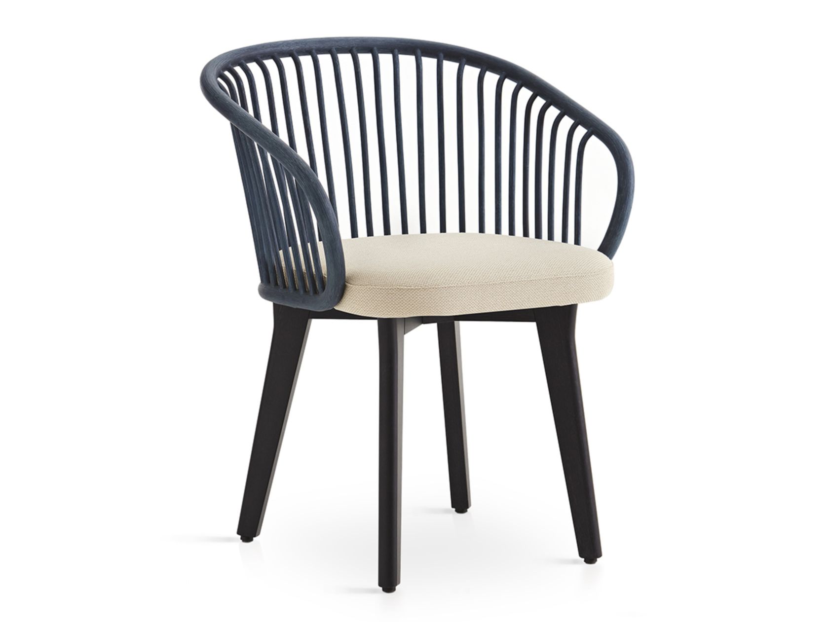 HUMA Rattan chair with integrated cushion By EXPORMIM | design Mario Ruiz