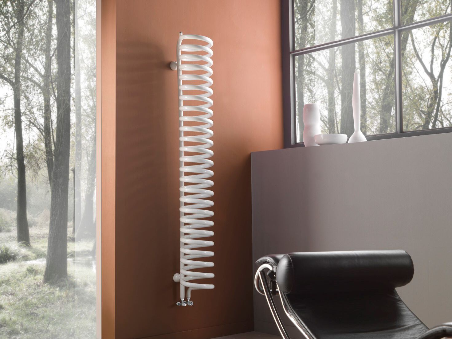 HOT SPRING Hot-water wall-mounted steel decorative radiator By Hotwave