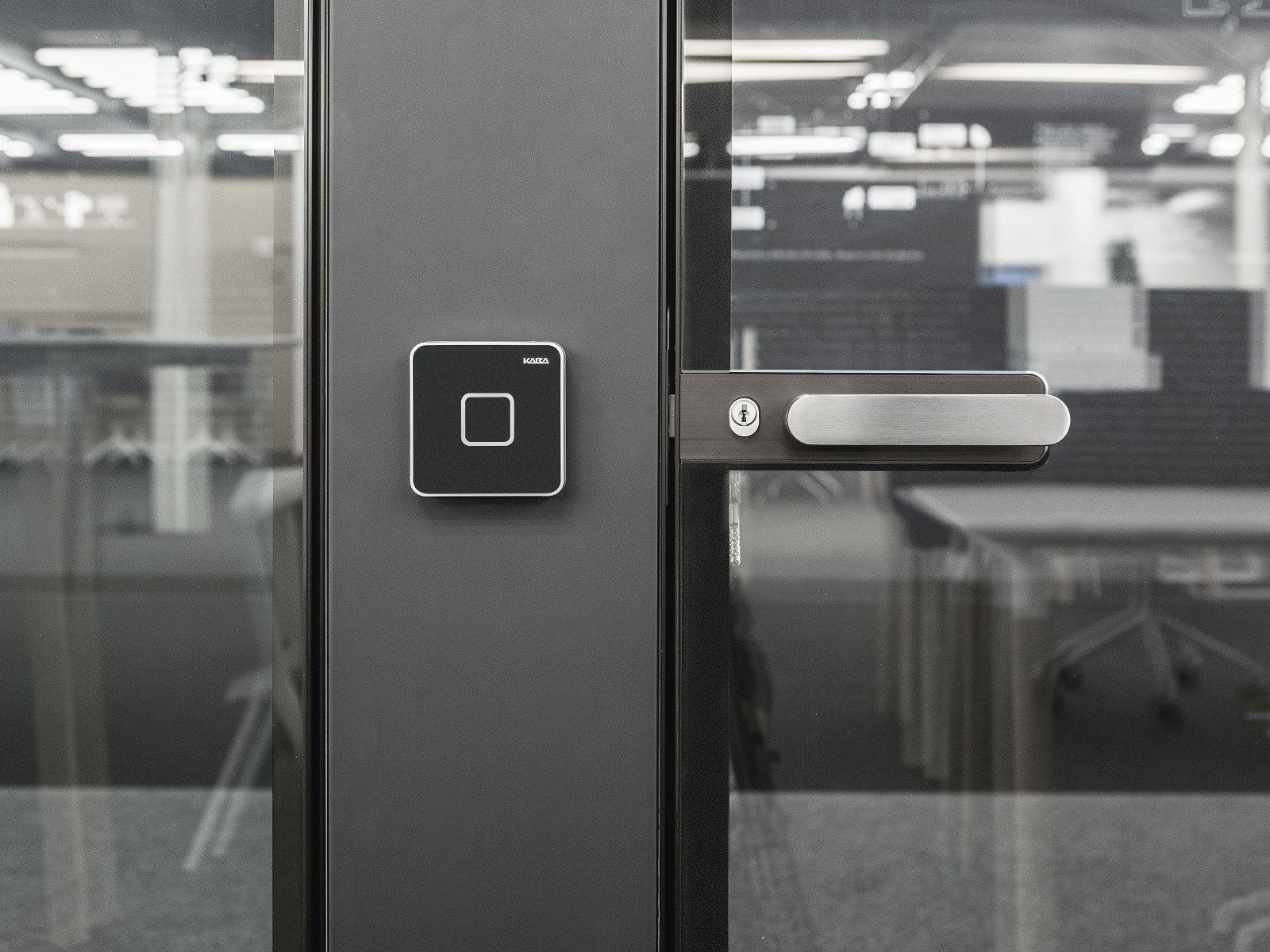 I-WALLFLUSH Glass office partition By FANTONI