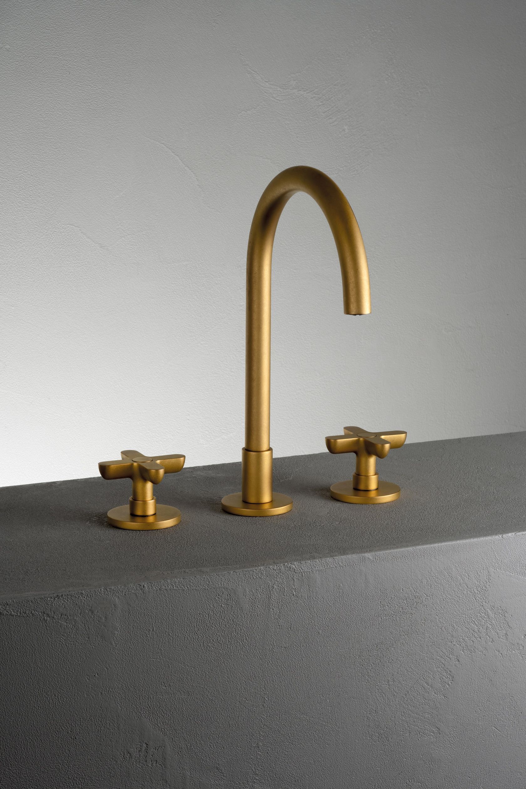 ICONA CLASSIC 3 hole chromed brass washbasin tap By Fantini Rubinetti ...