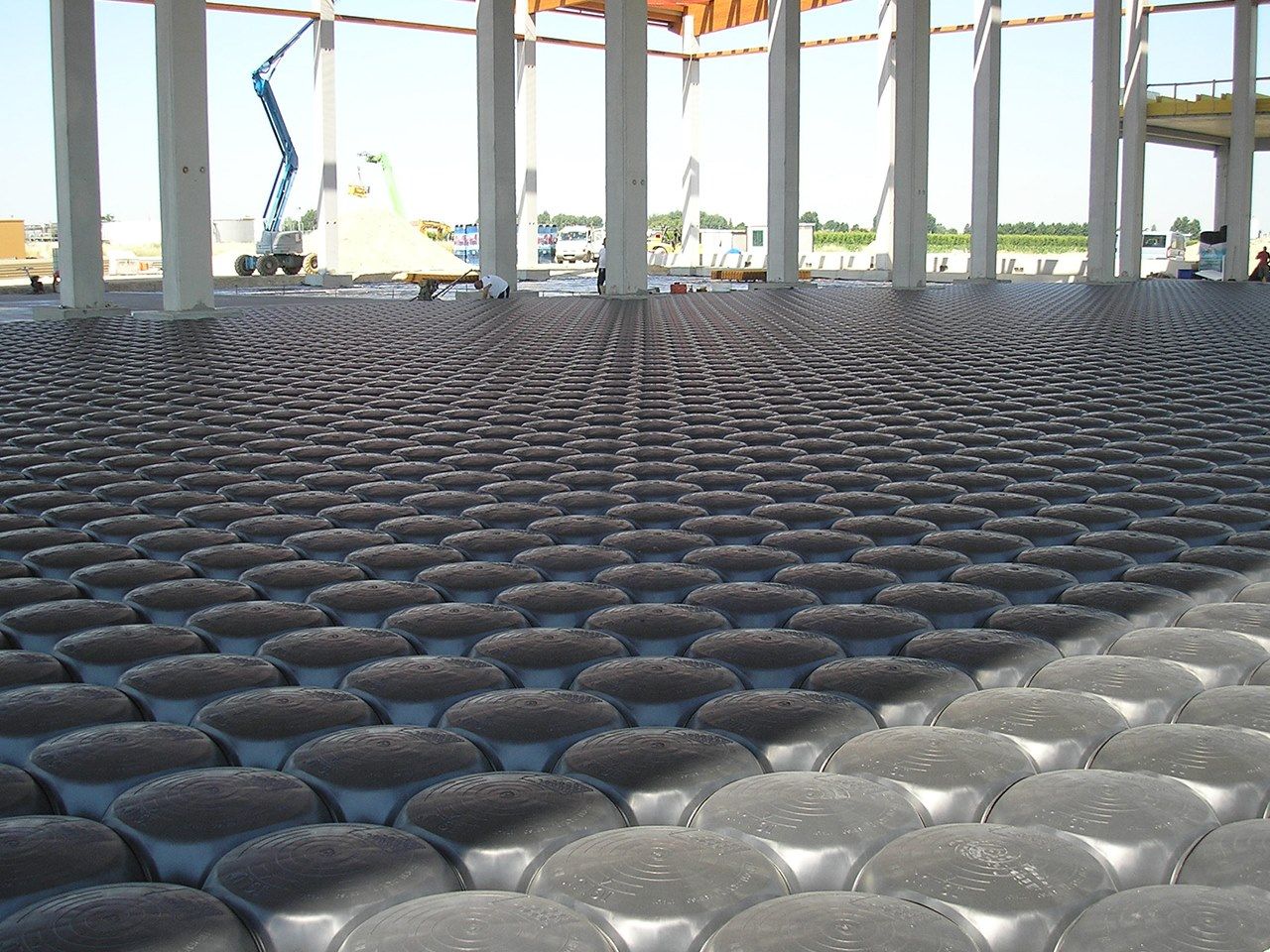 IGLU’® Plastic dome and module for ventilated hollow floor By Daliform ...