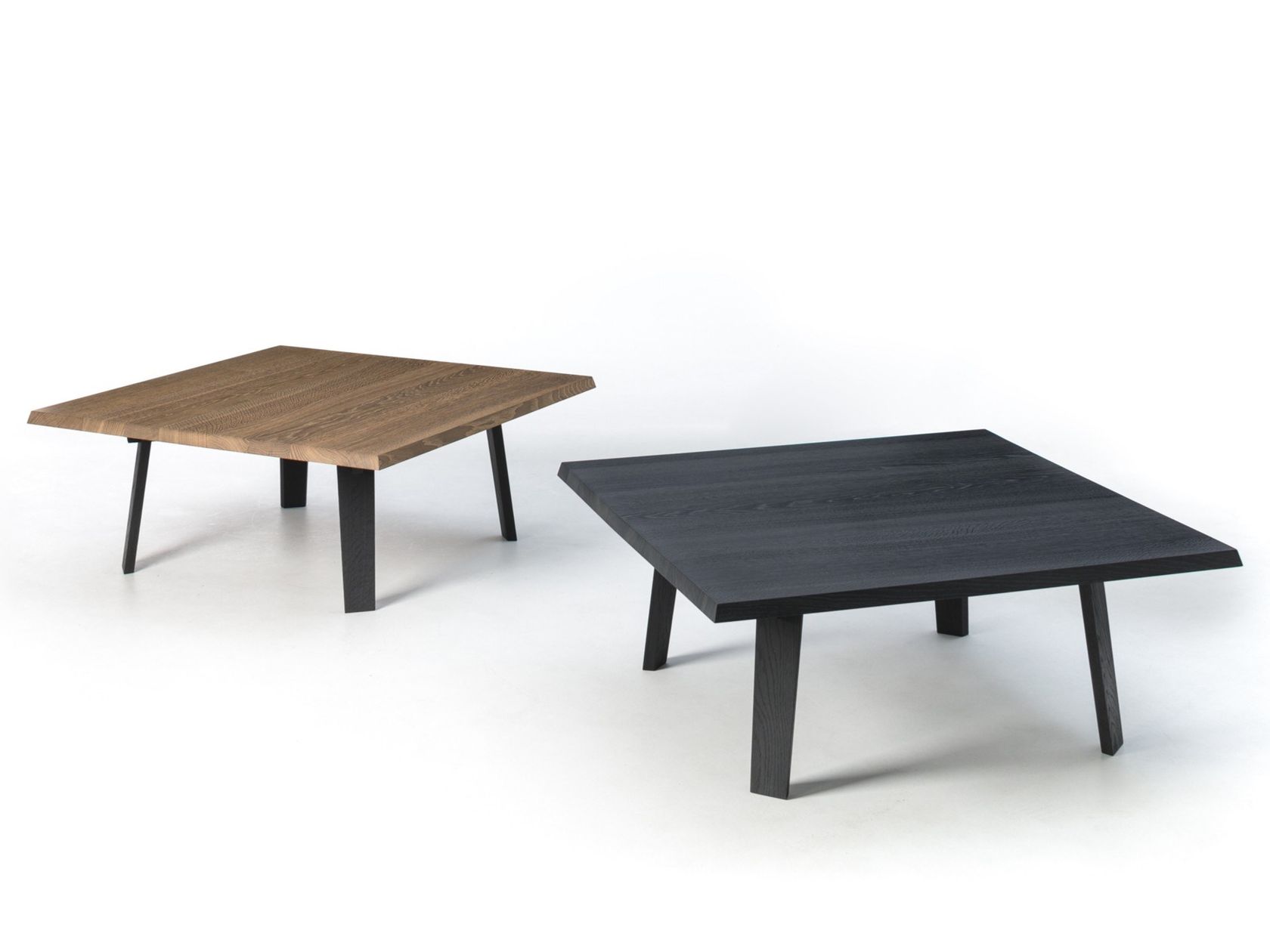 IL NATURALE Square oak coffee table By Moroso | design Mayr & Glatzl