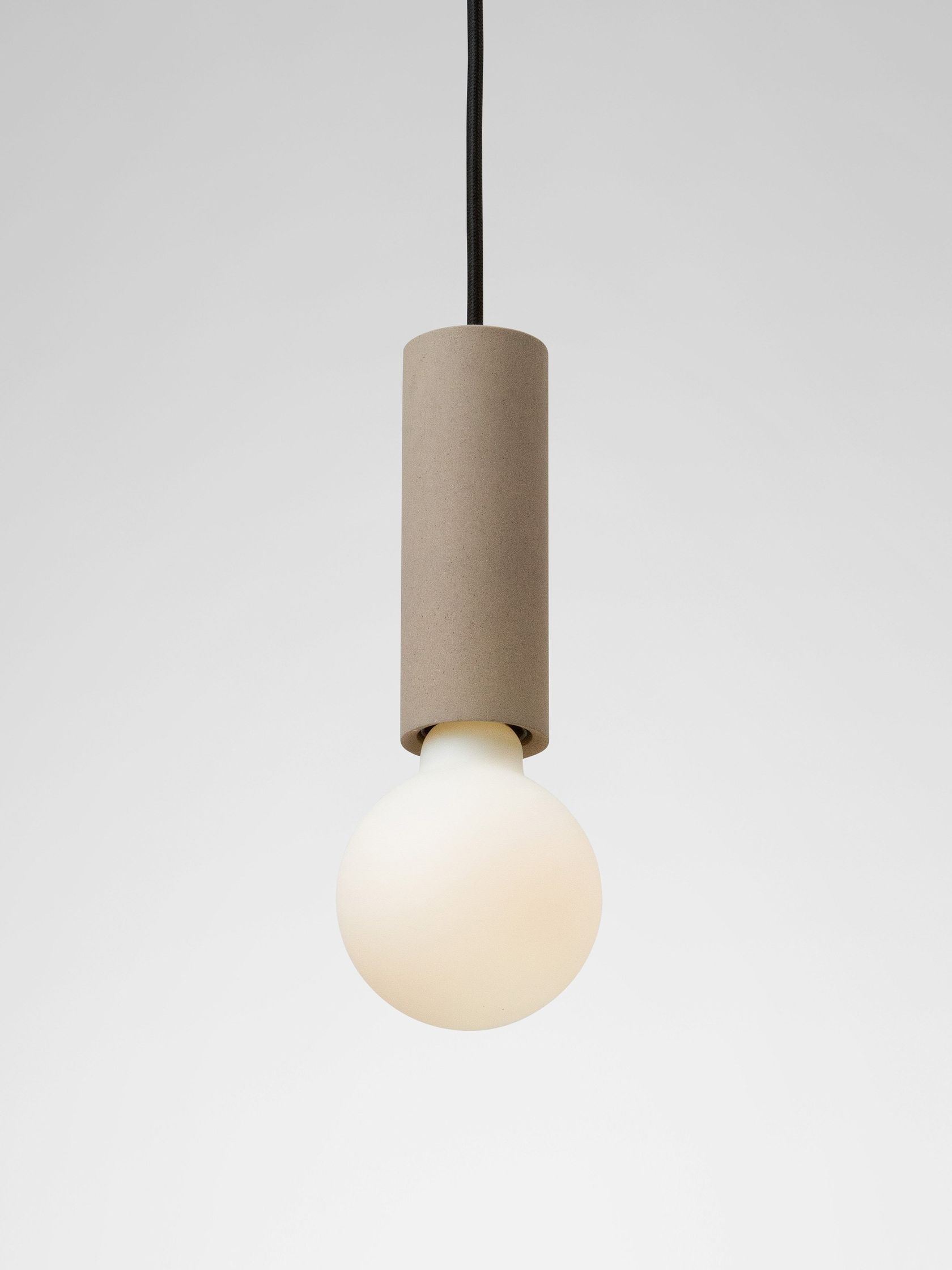 ILA Pendant lamp By Plato Design | design Alessandro Mattei, Caterina ...