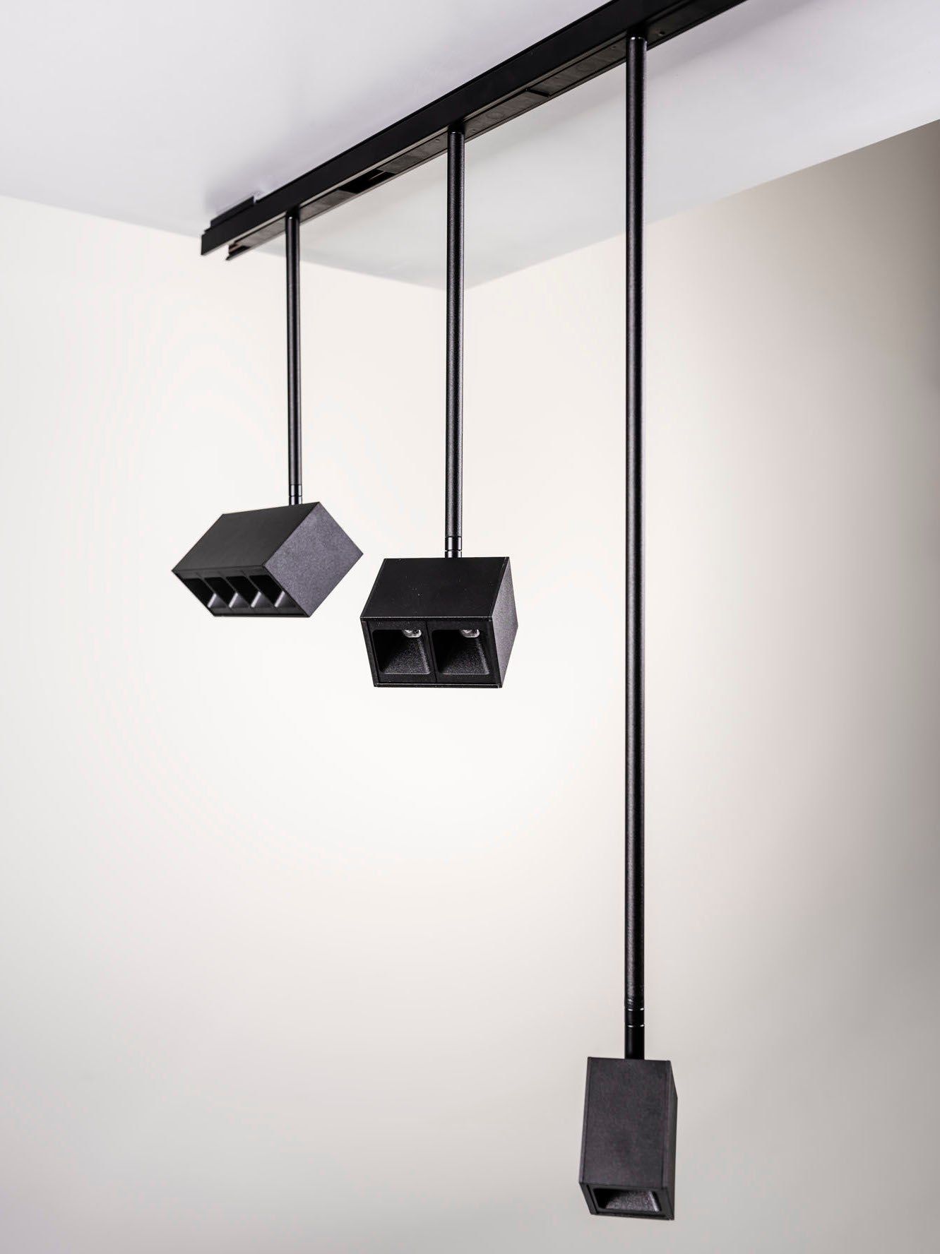 ILO MINI | Track-Light By LED Luks