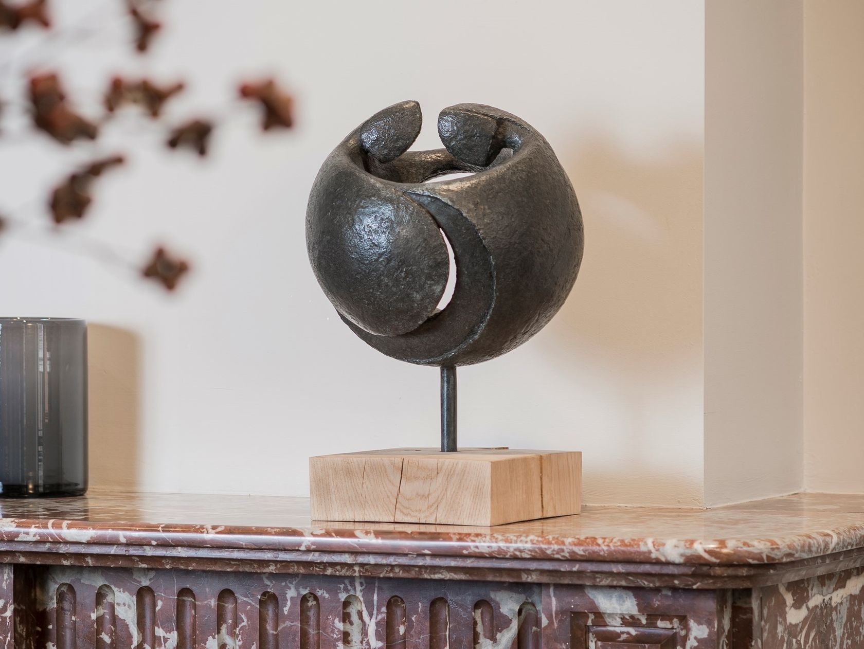 Bronze sculpture IN PERPETUUM By Gardeco design Guy Buseyne