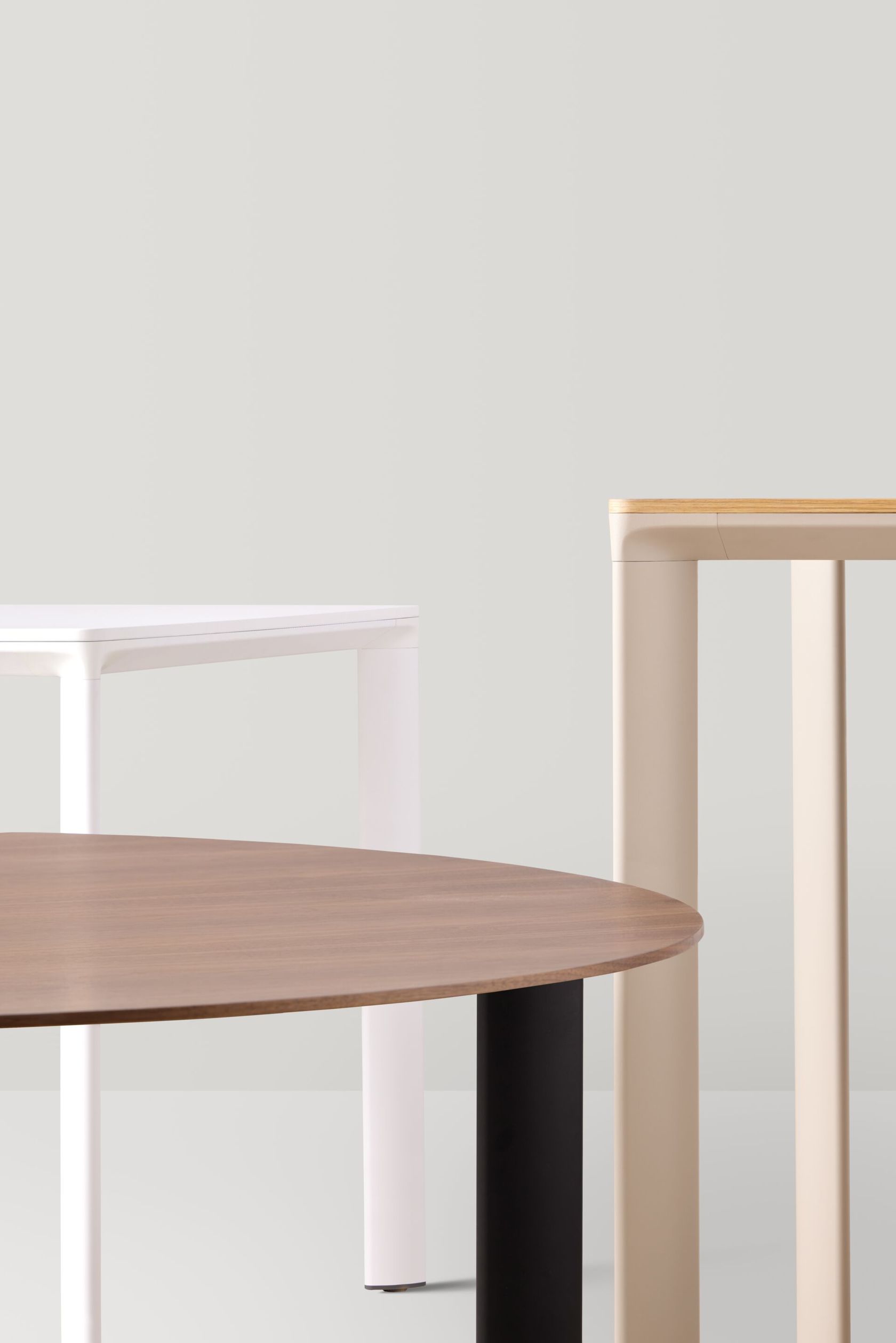 LAMINAR Table By INCLASS