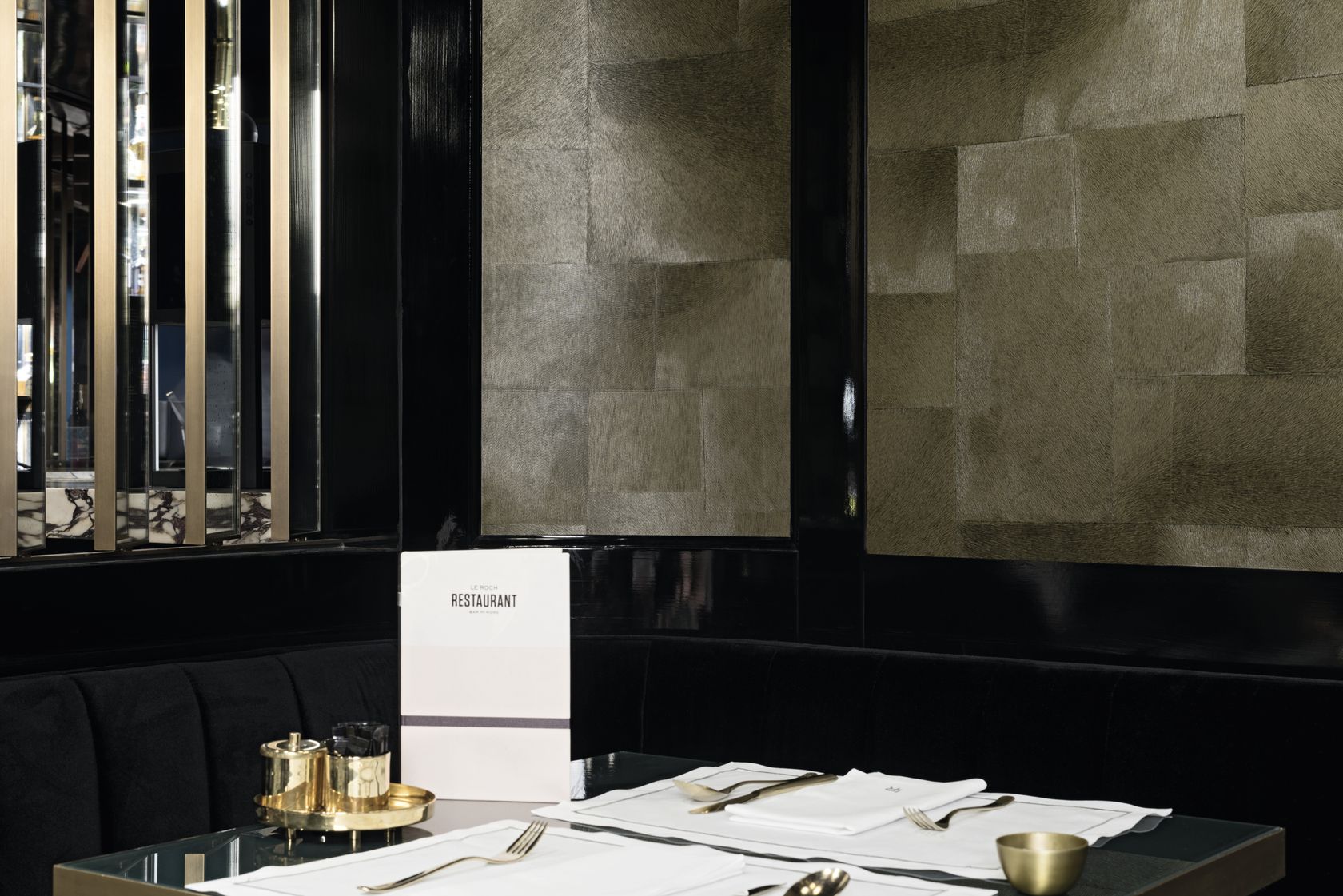 Antibacterial vinyl wall tiles INDOMPTÉE - APPALOOSA HPC By Élitis