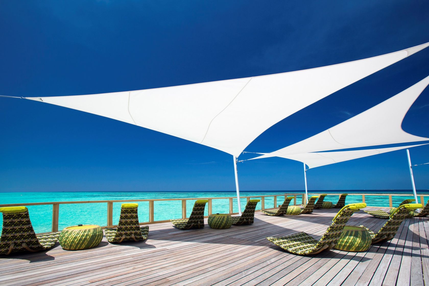 INGENUA Fabric shade sail By Umbrosa | design Pieter Willemyns