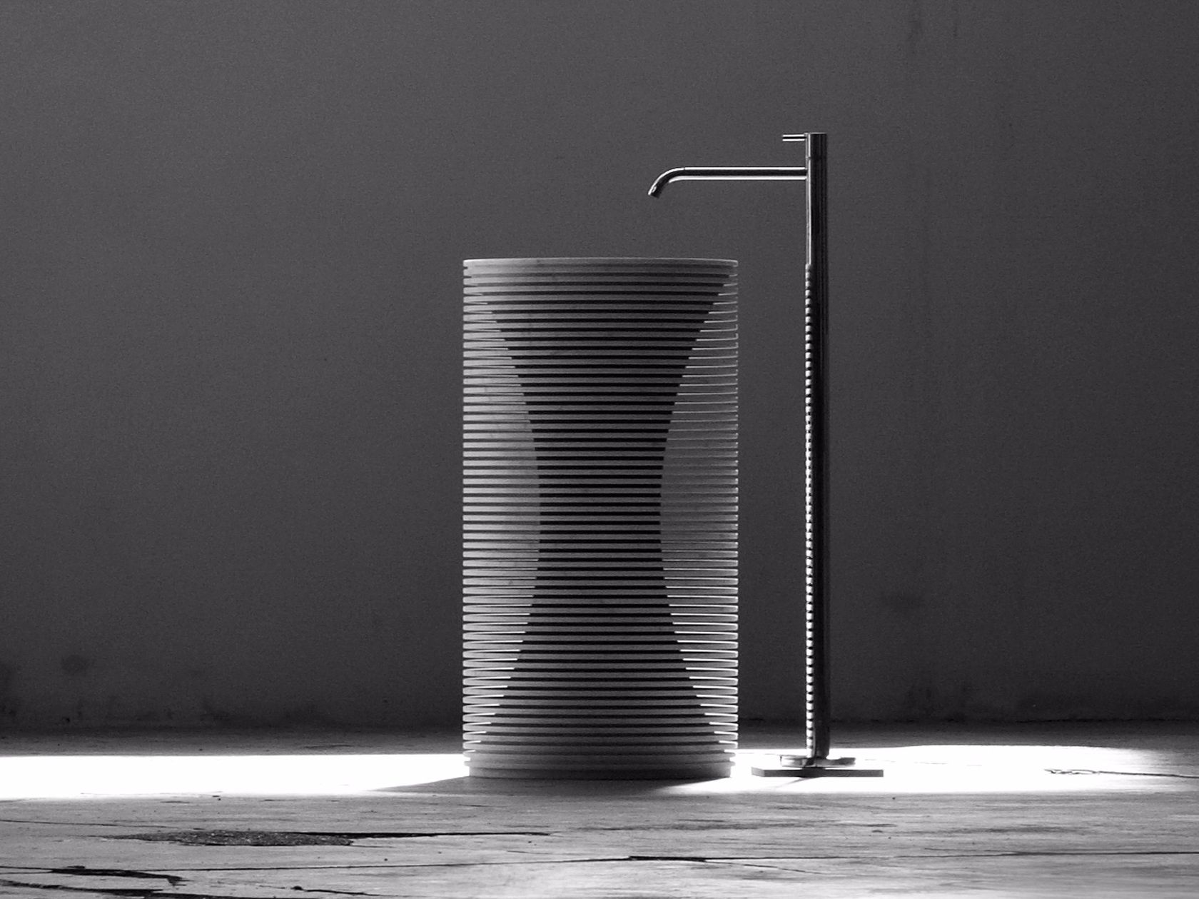 Freestanding marble washbasin INTROVERSO By Antonio Lupi Design design ...