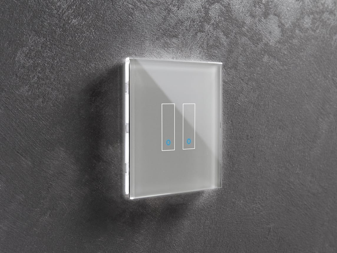 Smart switch with integrated Wi-Fi IOTTY SMART SWITCH LSWE By iotty