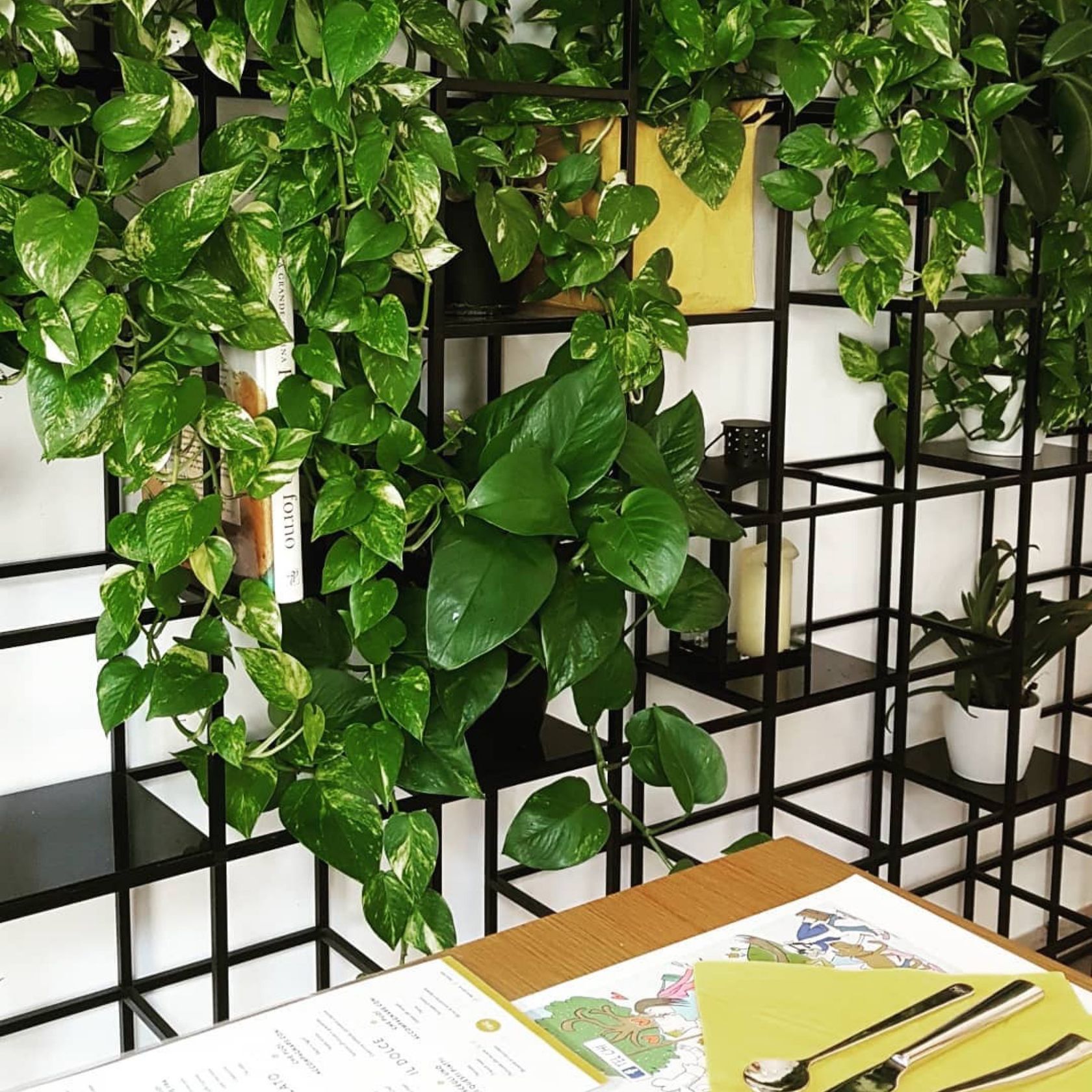 IPOT AD HOC RETAIL / EXHIBITION Modular aluminium display unit By iPot ...