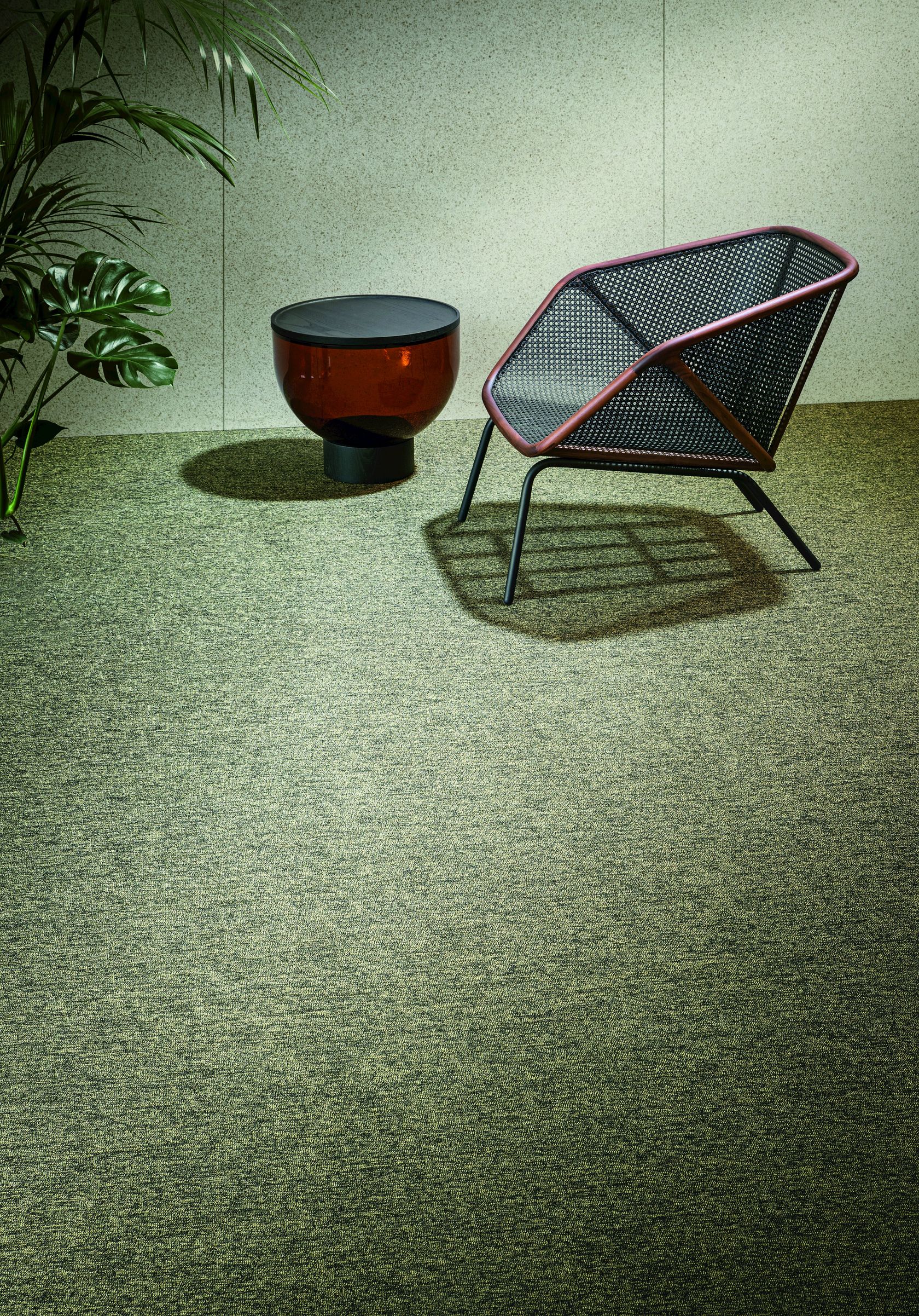Solid-color ECONYL® carpeting IRON By Besana Moquette