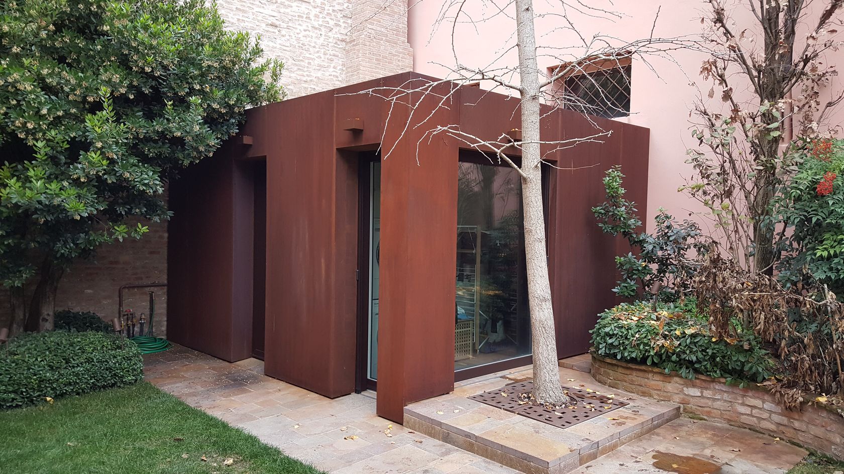 Panel for facade IRONeX TAILOR MADE METAL SKIN By Kalikos