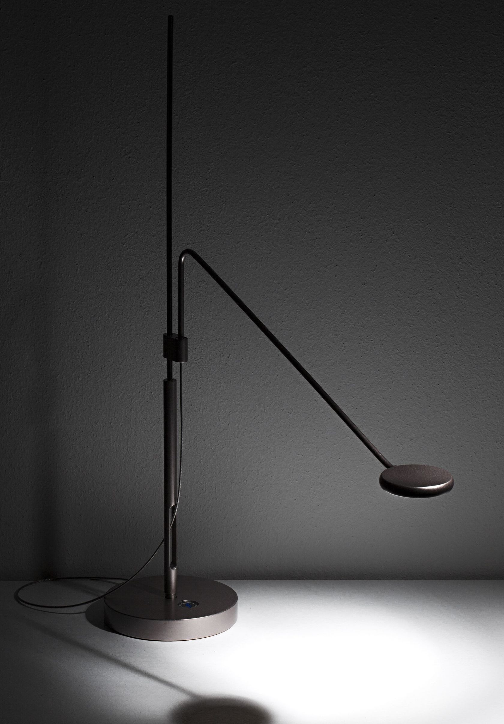 TECLA Table lamp By Icone