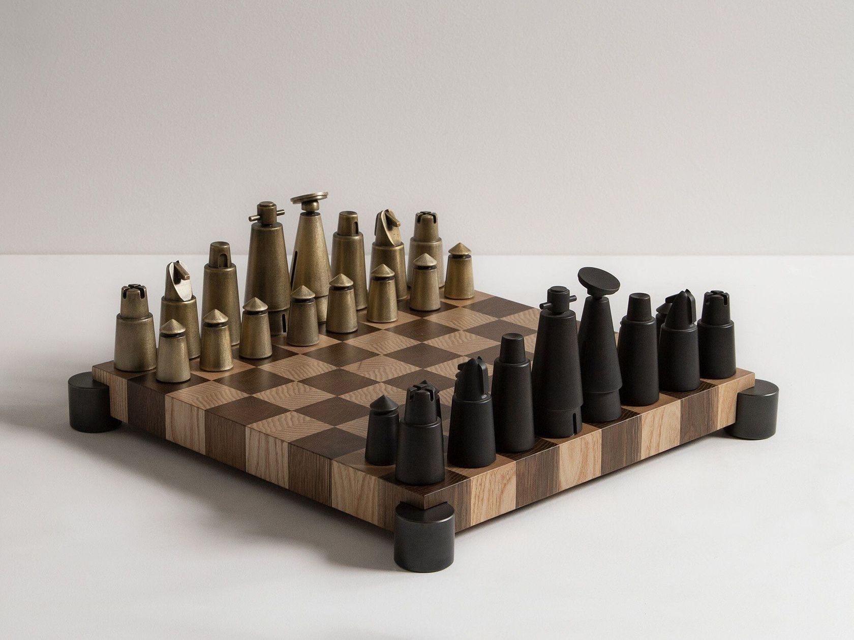 DISTRICT EIGHT - CHESS SET Game By In Stock