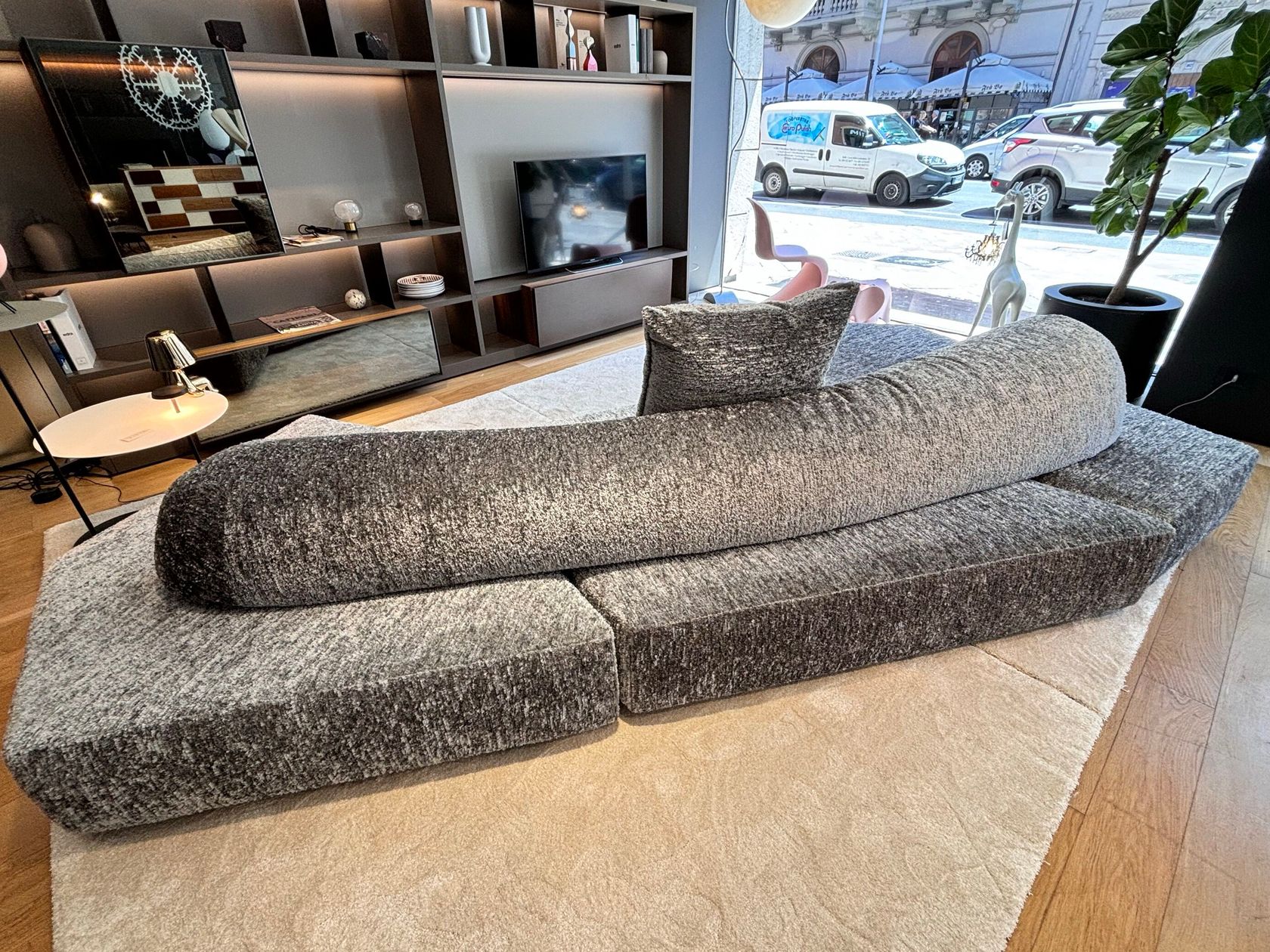 EDRA - ON THE ROCKS OTRA Puf By In Stock