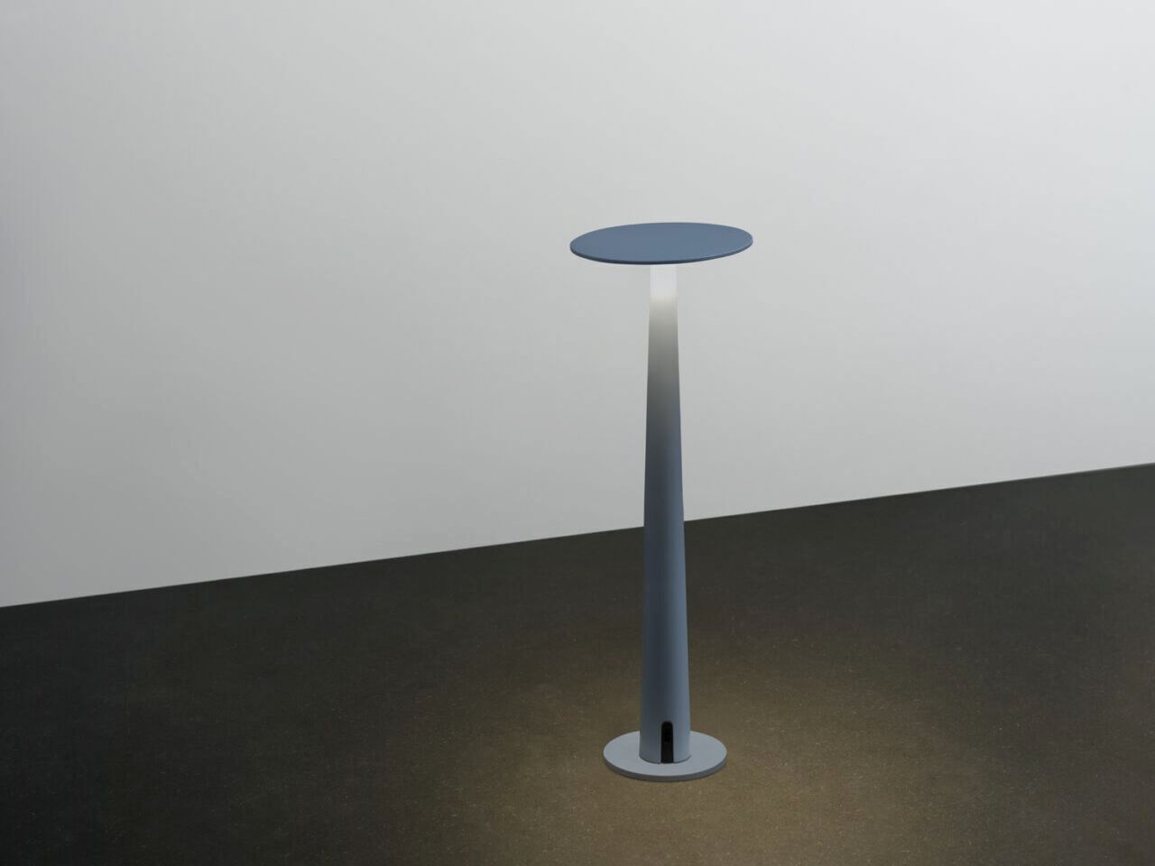 NEMO - PORTOFINO PASTEL BLUE Lampe de table By In Stock