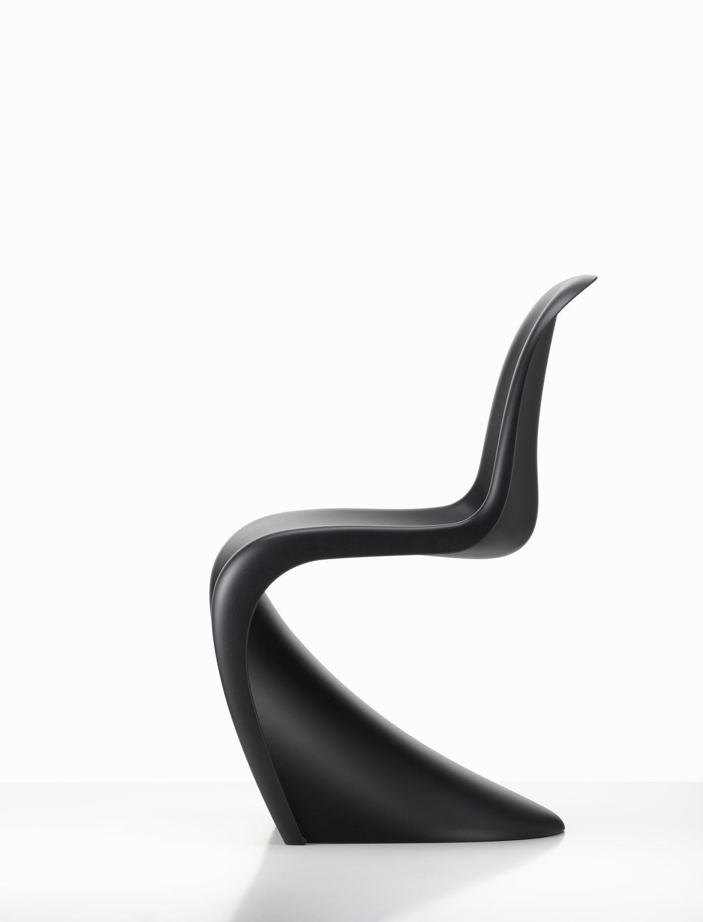 VITRA - PANTON CHAIR BLACK Chair By In Stock | design Verner Panton