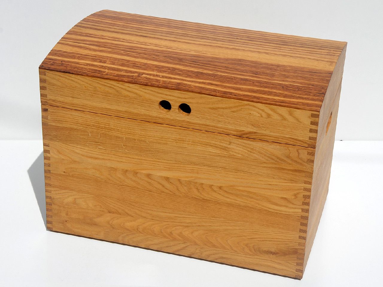 JACK treasure chest Toy storage box By Sixay furniture
