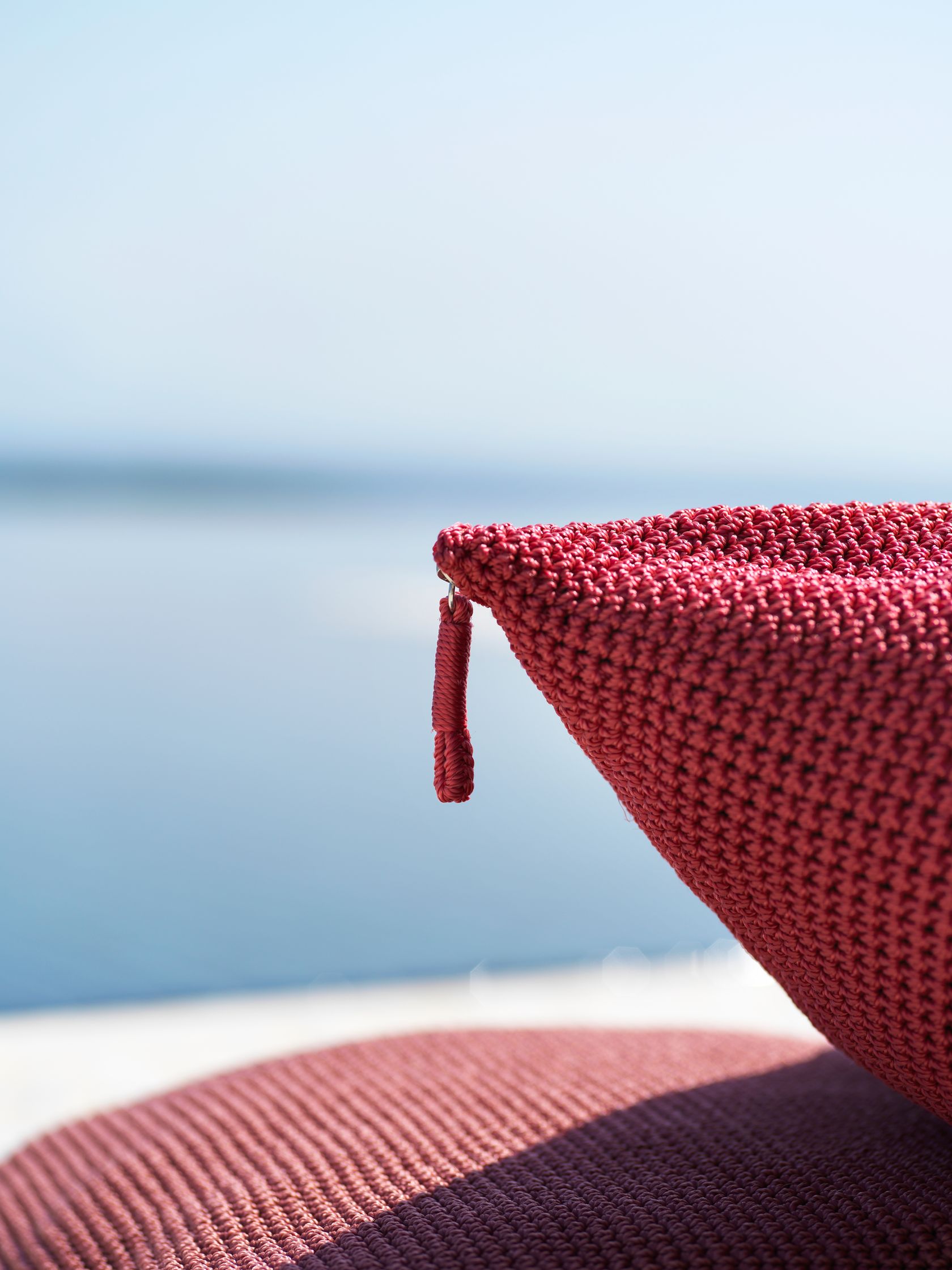 JAVA Solid-color square outdoor cushion By solpuri