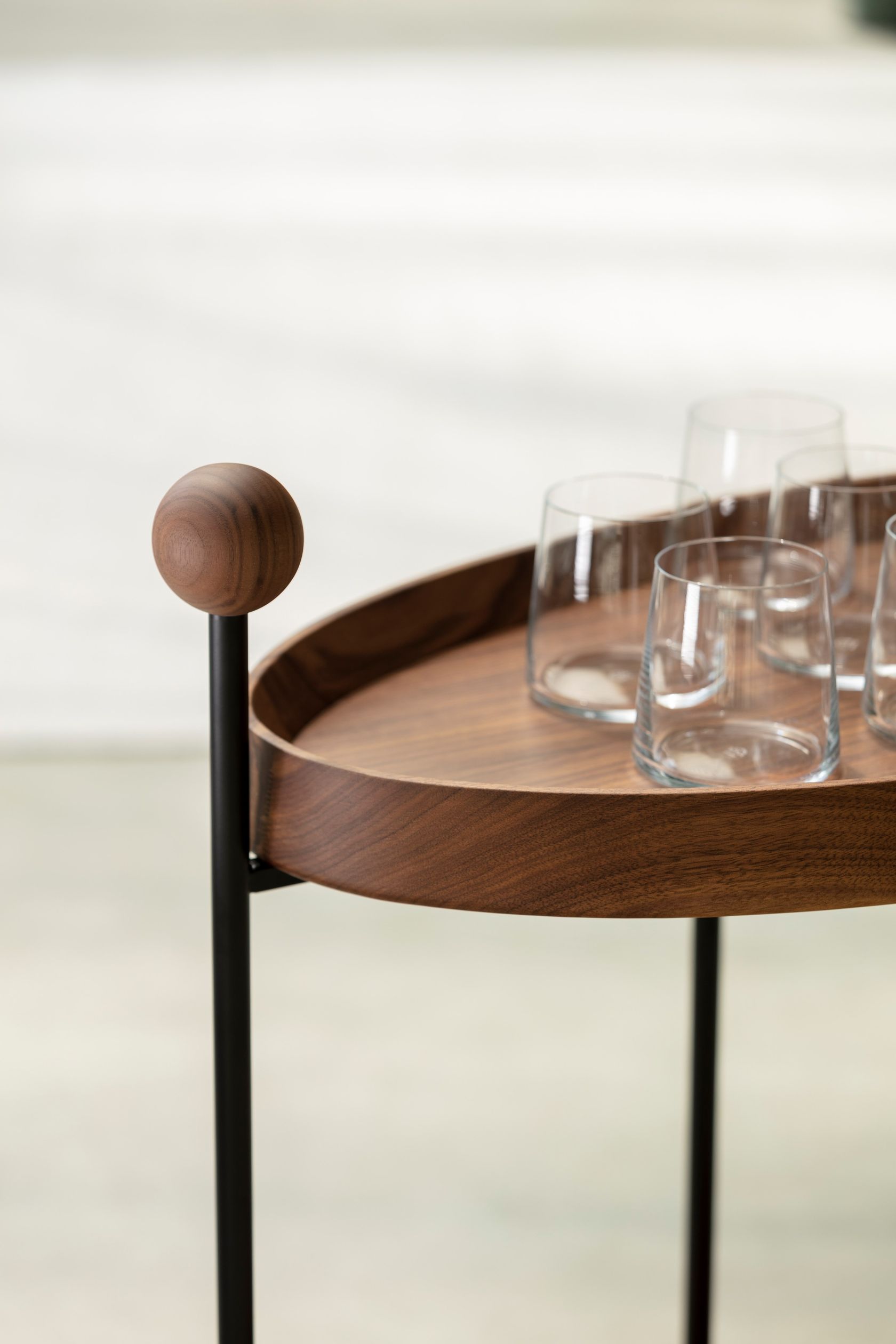 JET Walnut food trolley By Porada | design Carlo Ballabio