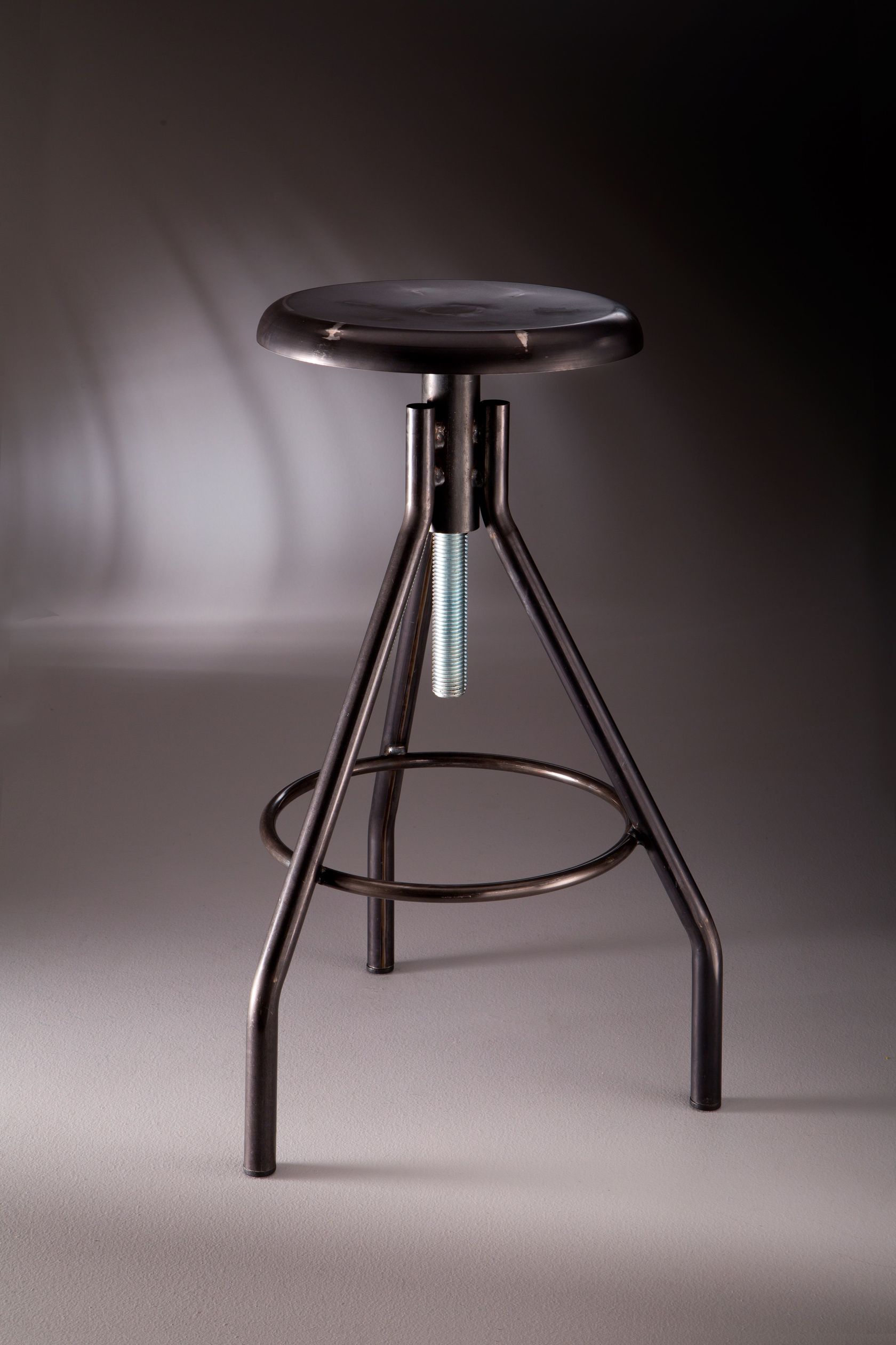 Height-adjustable swivel iron stool JOOKE By ZAVA design DelineoDesign ...